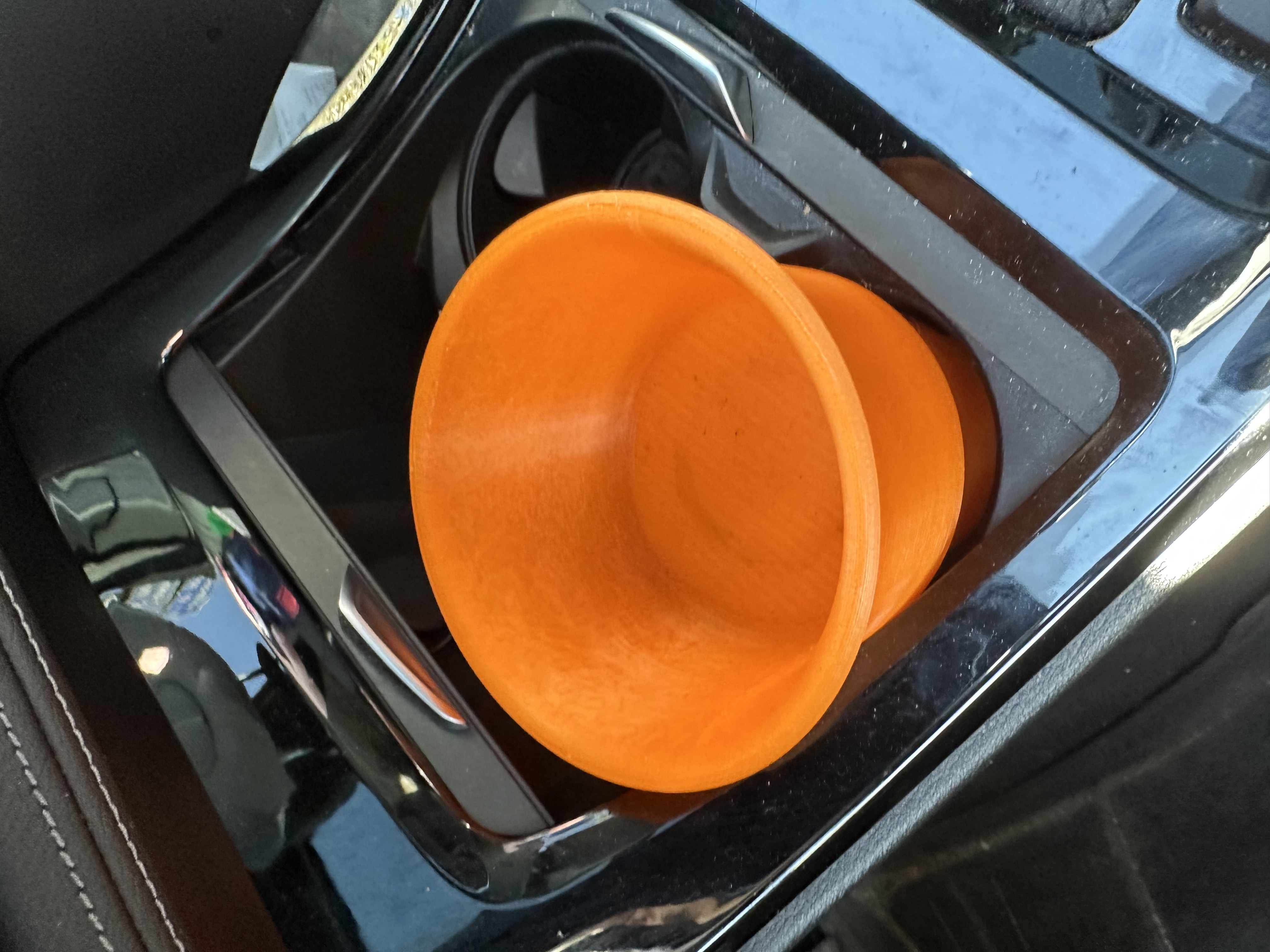Bigger car cup holder for Fellow Move by tples | Download free STL ...
