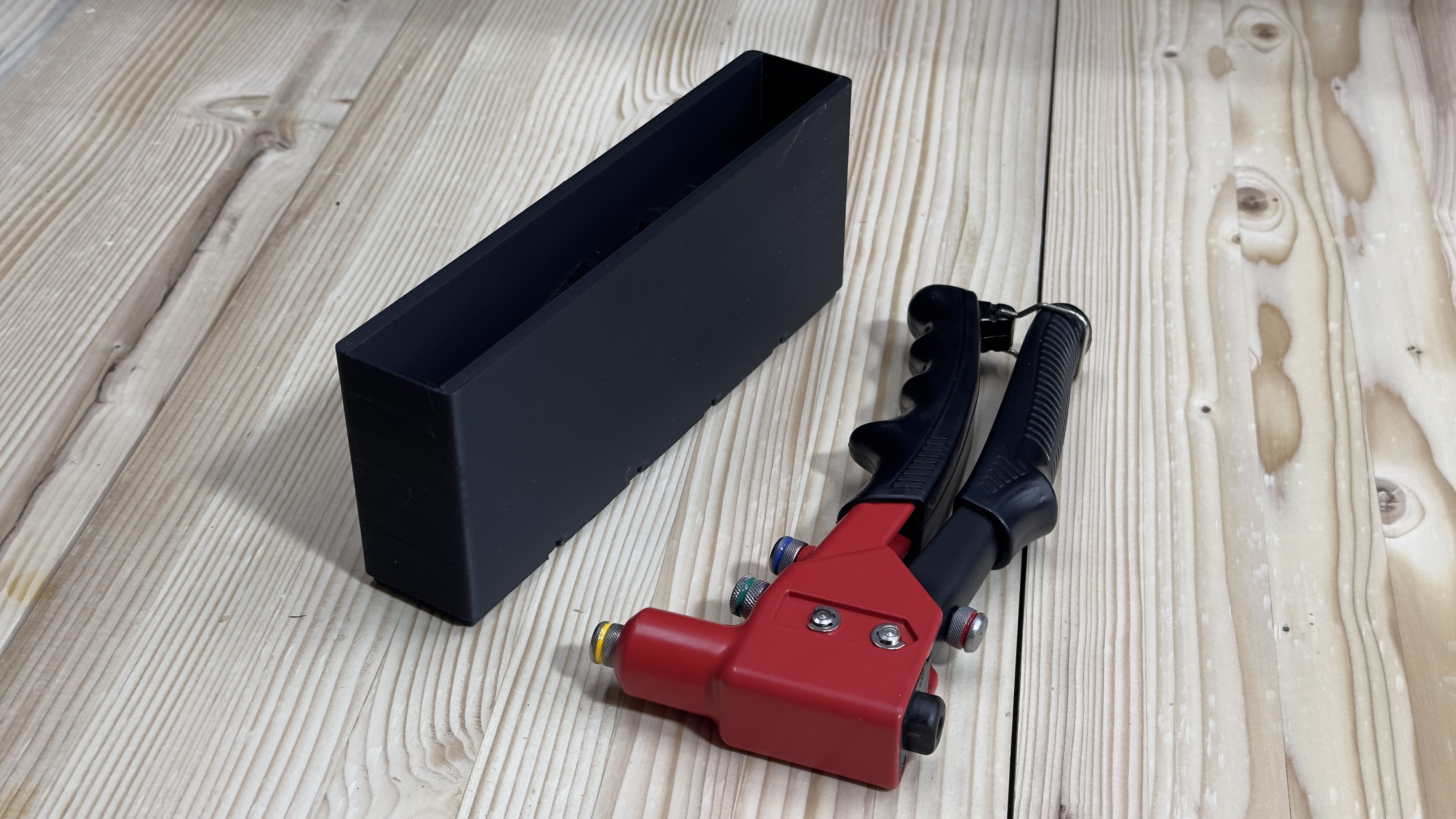 Gridfinity: Arrow Pop Rivet Tool Holder by Detour | Download free STL ...