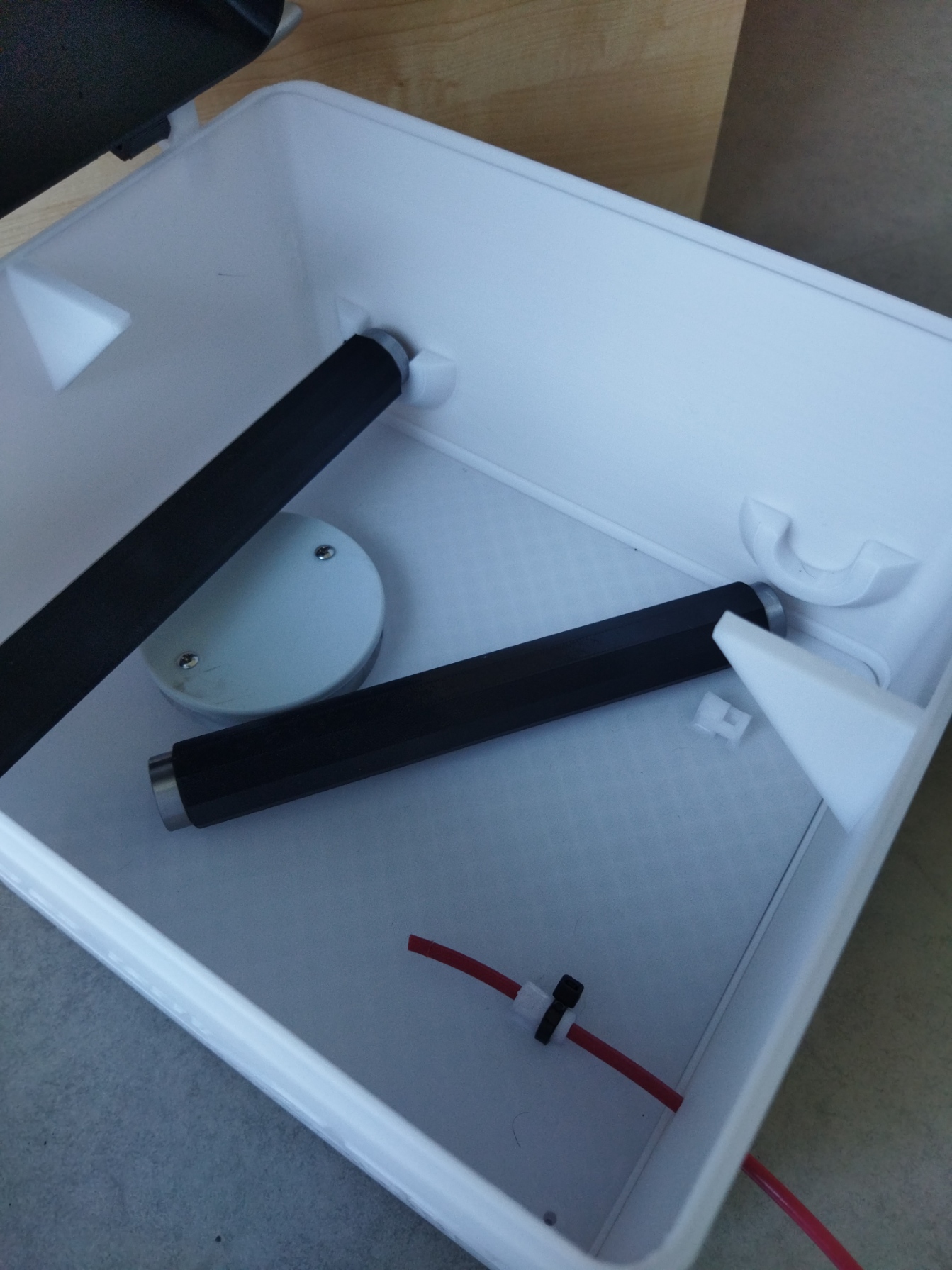 2 Spools Printable Filament Dryer by ap.engineering | Download free STL ...