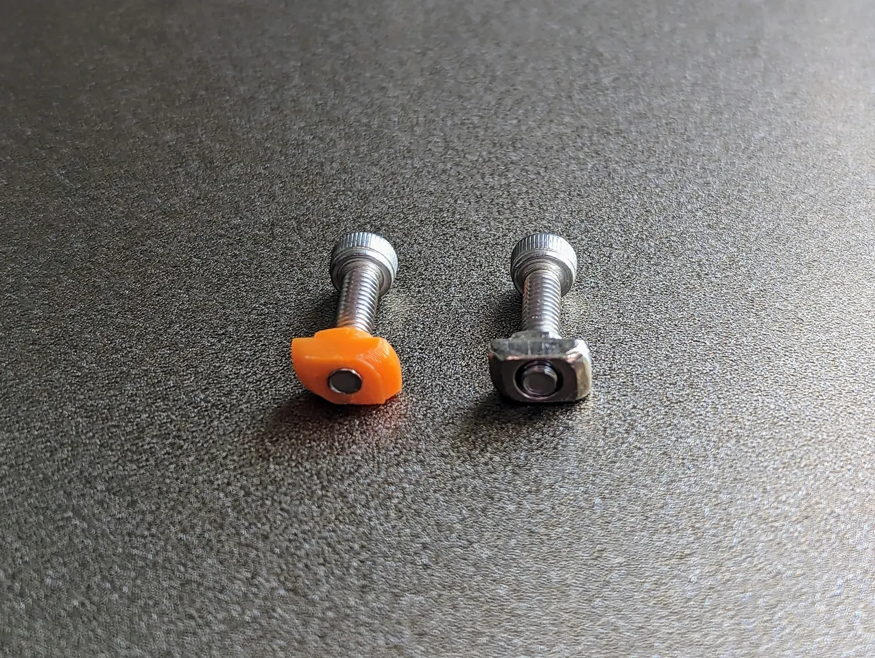 M4 swivel t-nut for 2020 extrusion by Rabid Badger | Download free STL ...