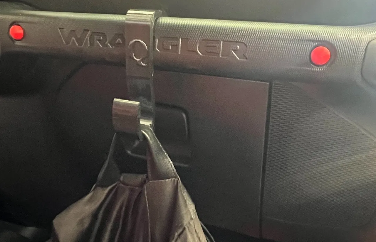 Jeep JL Grab Handle Hanger by jofoeus | Download free STL model ...