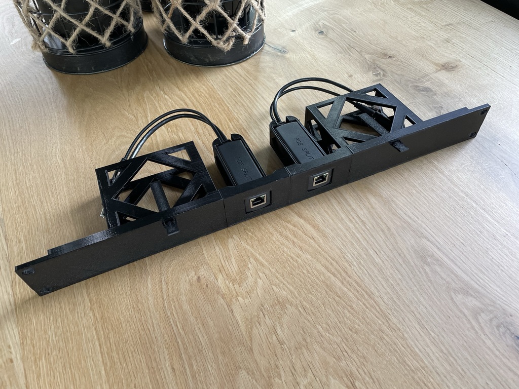 Philips HUE 1U Rack Mount (PoE splitter / Keystone) by RobinUit ...