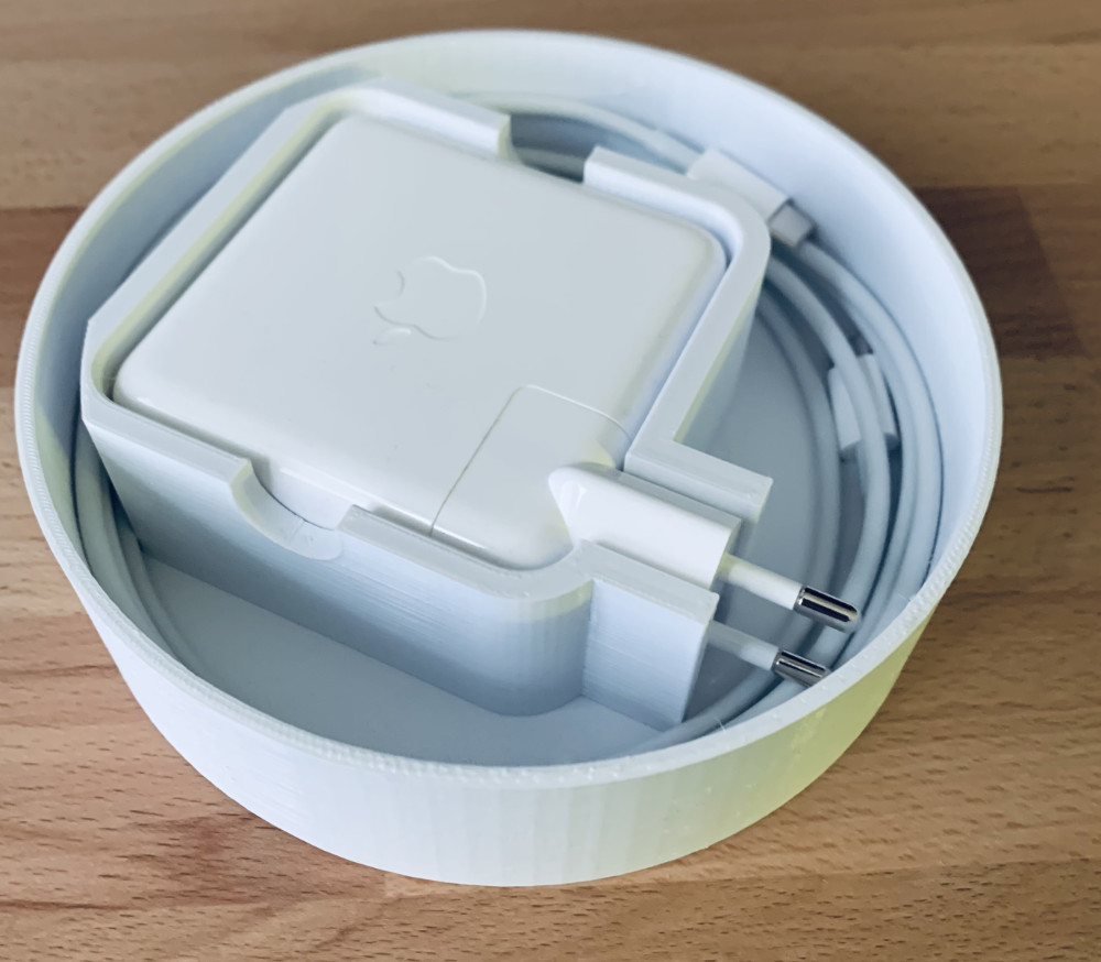 MacBook Pro 13 Charger Box (61 W usb-c European plug) by Kanex ...