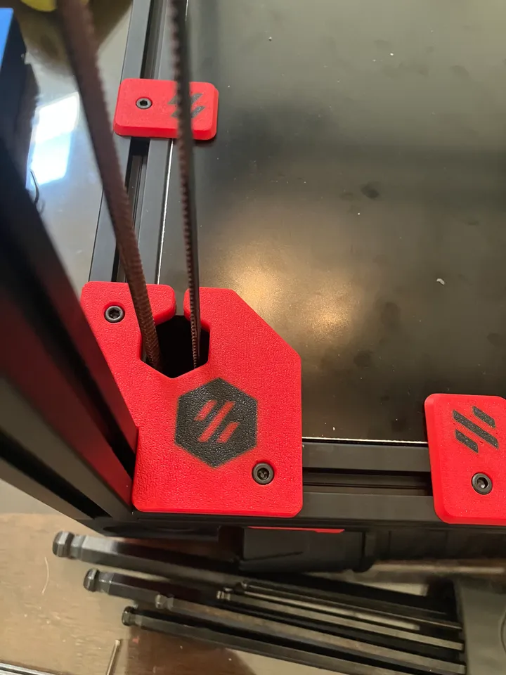 Voron v2.4R2 Z Belt Cover with wire routing by Baze | Download free STL ...