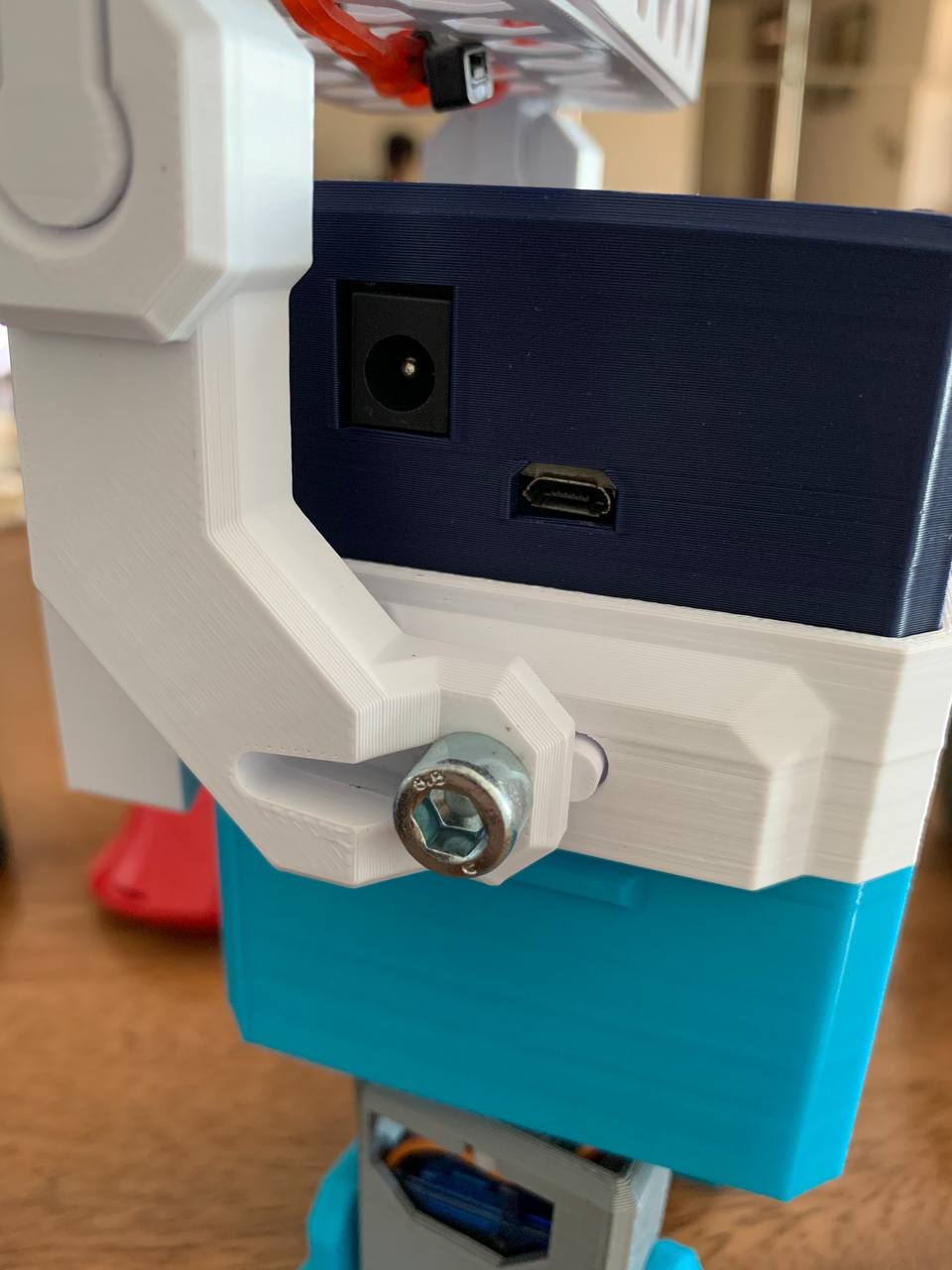 Otto the Tissue Butler by printed.hands | Download free STL model ...