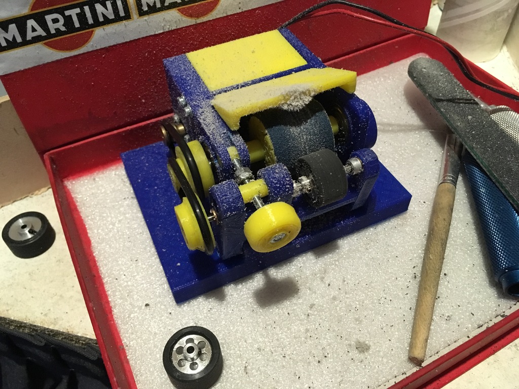 Tyre Truer MKIII for slot cars 1/32 by Jamie G | Download free STL ...