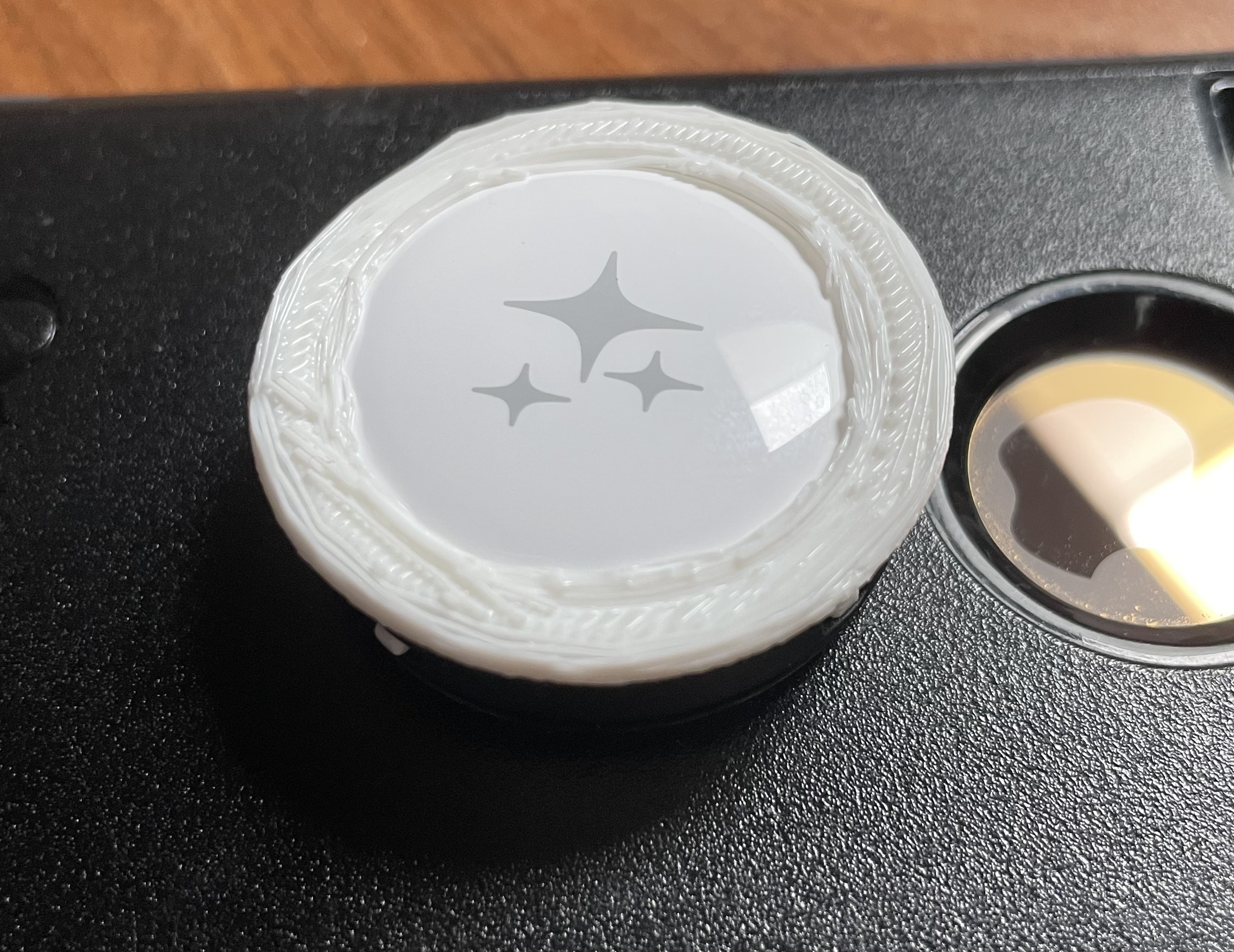 Pop socket air tag mount by PB Saltman | Download free STL model ...