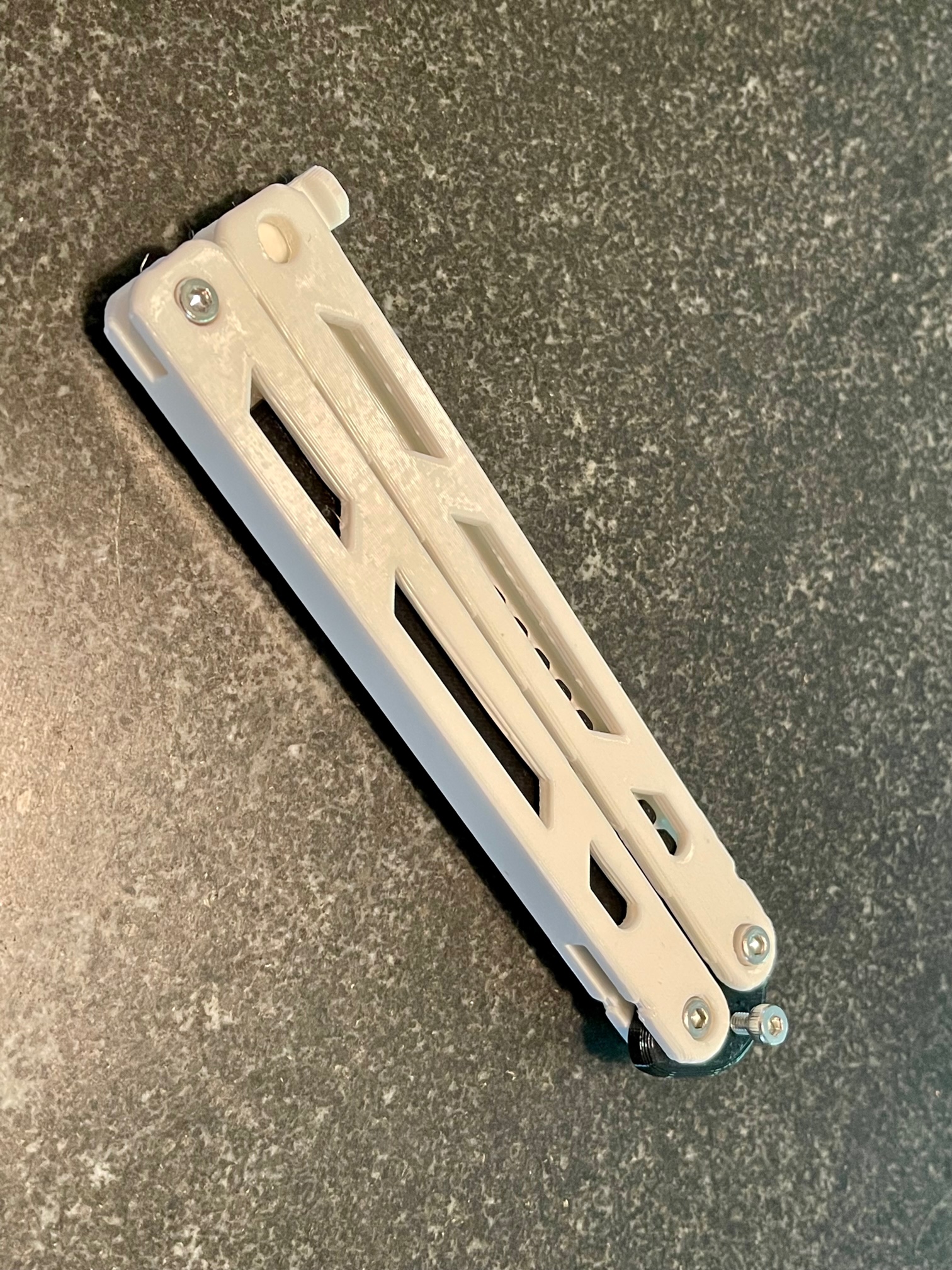 Butterfly / Balisong Comb - Locking Strong Design by Real 3D Prints ...