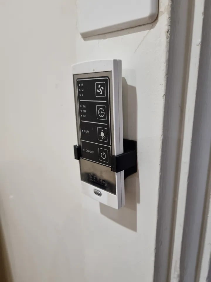 Arlec CFR251 Fan Remote Holder by amangla | Download free STL model ...