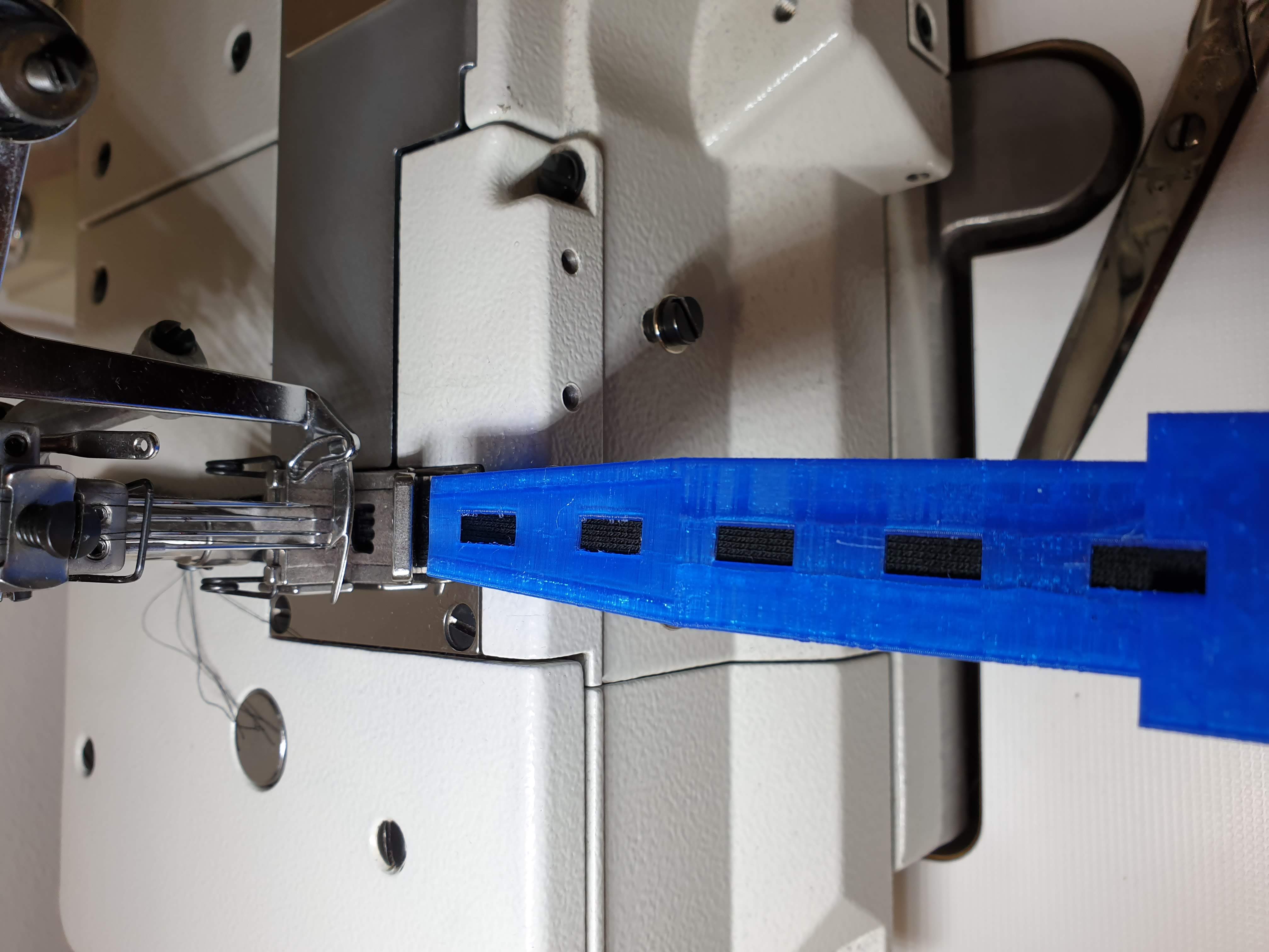 Belt loop folding device / Gürtelschlaufenfalter by Buggi | Download ...
