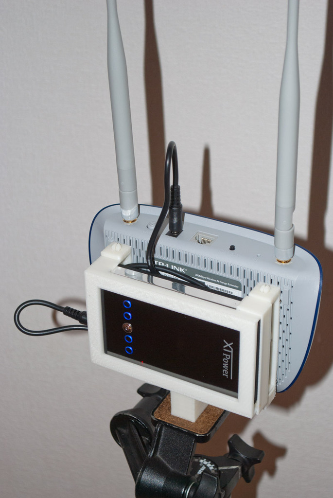 wlan extender power case with tripod mount by 3DLYX | Download free STL ...