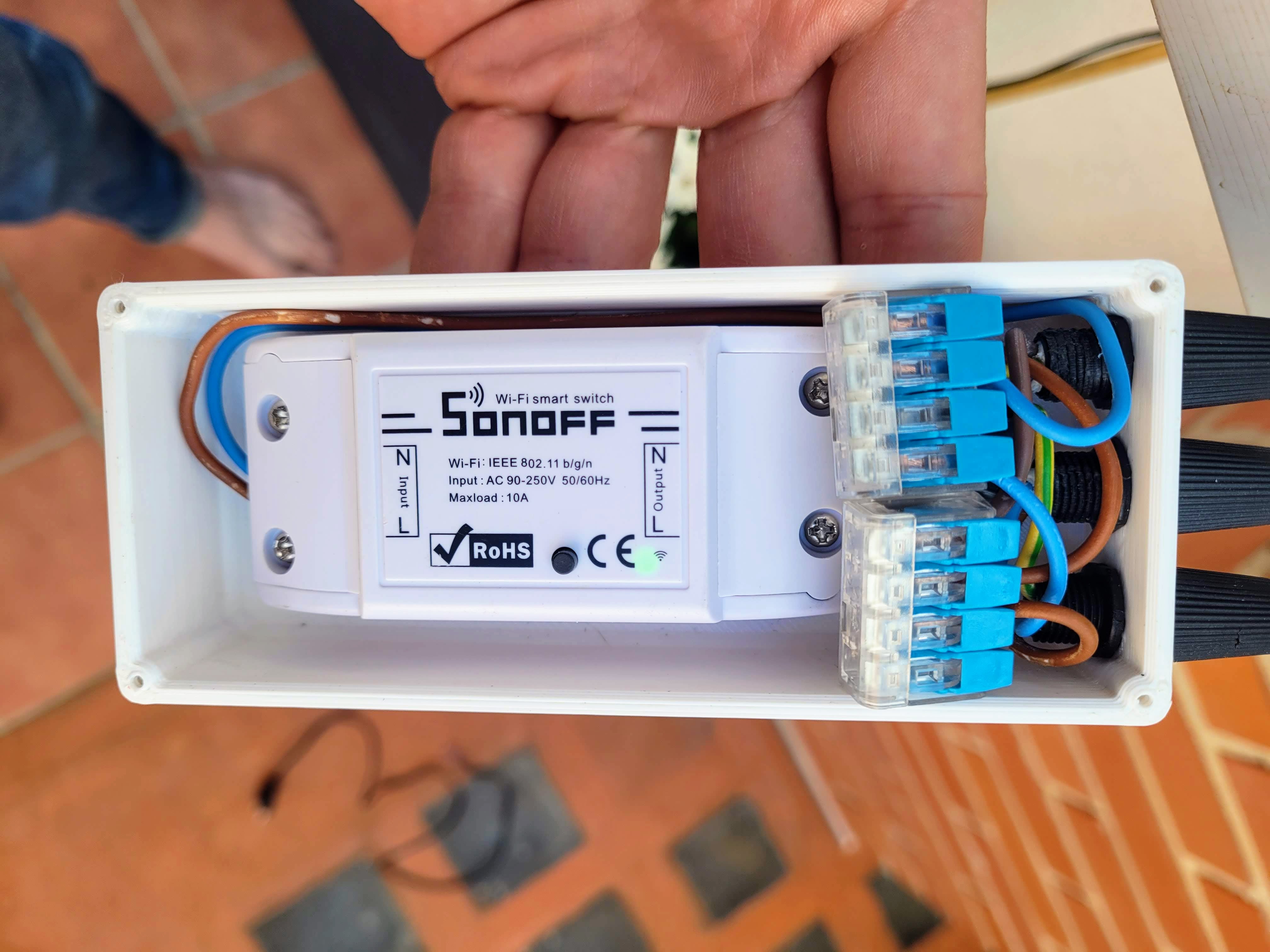 Sonoff Basic - Waterproof-ish box - 2 versions by Olo Deepdelver ...