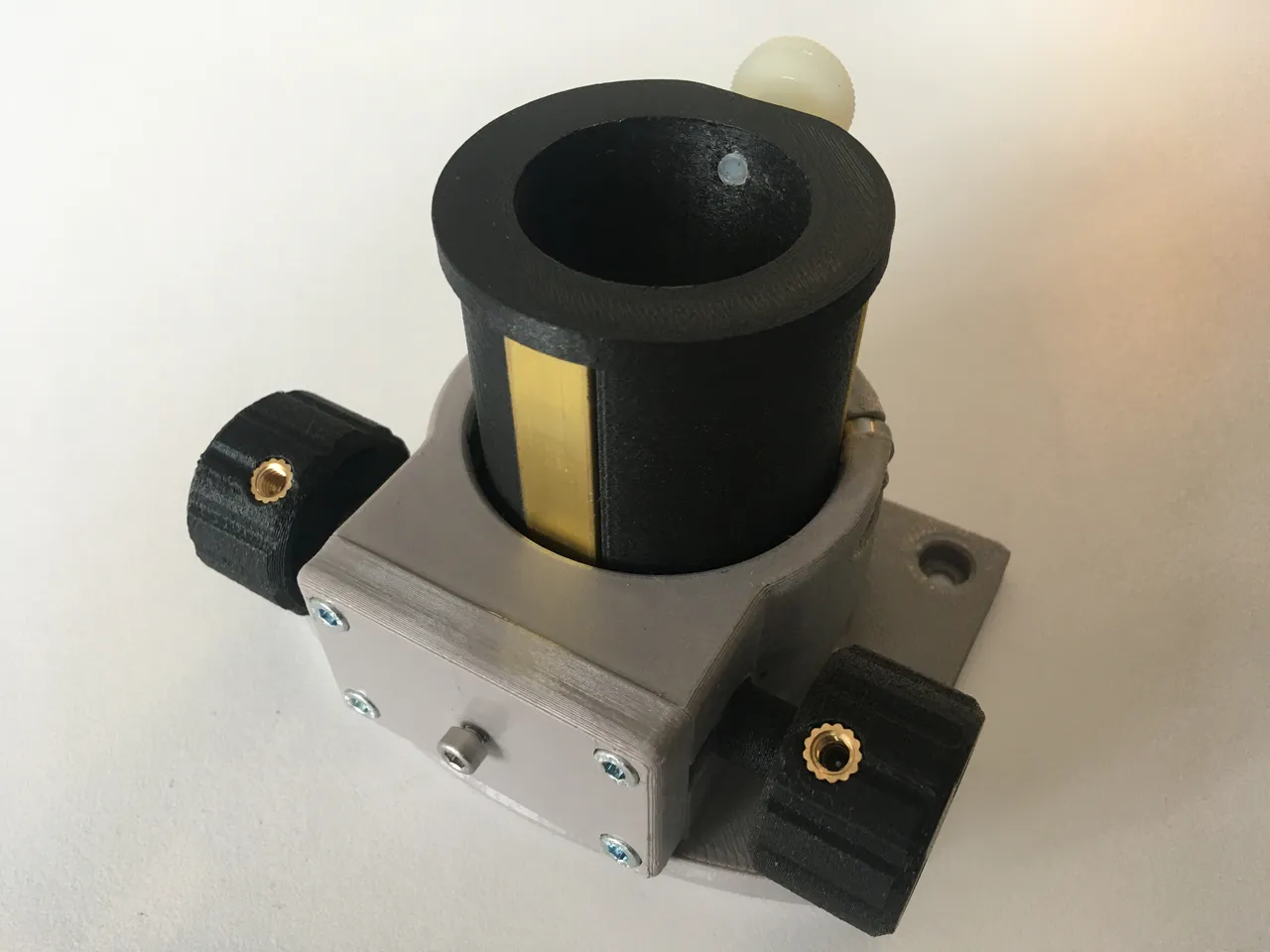 Crayford focuser for Hadley telescope by Ivan Urbánek | Download free ...