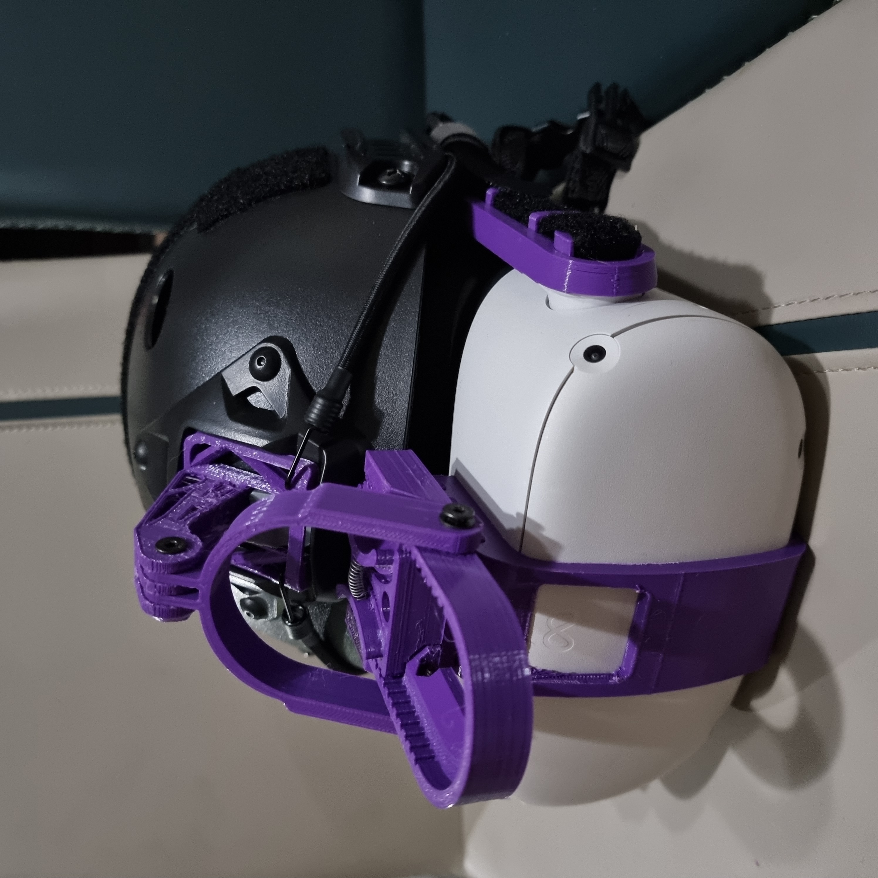 Quest Helmet Attachment by Chris | Download free STL model | Printables.com