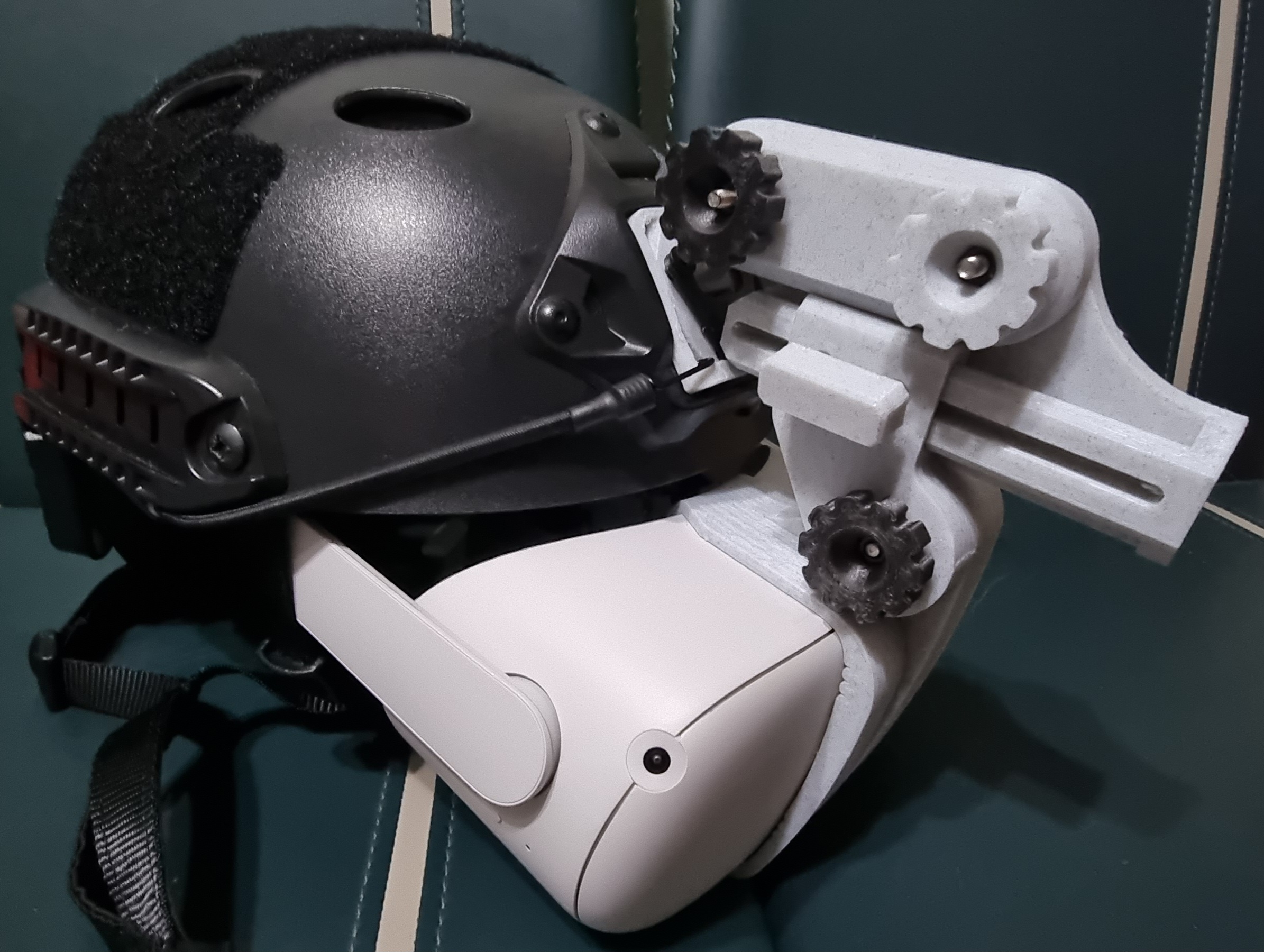 Quest Helmet Attachment by Chris | Download free STL model | Printables.com