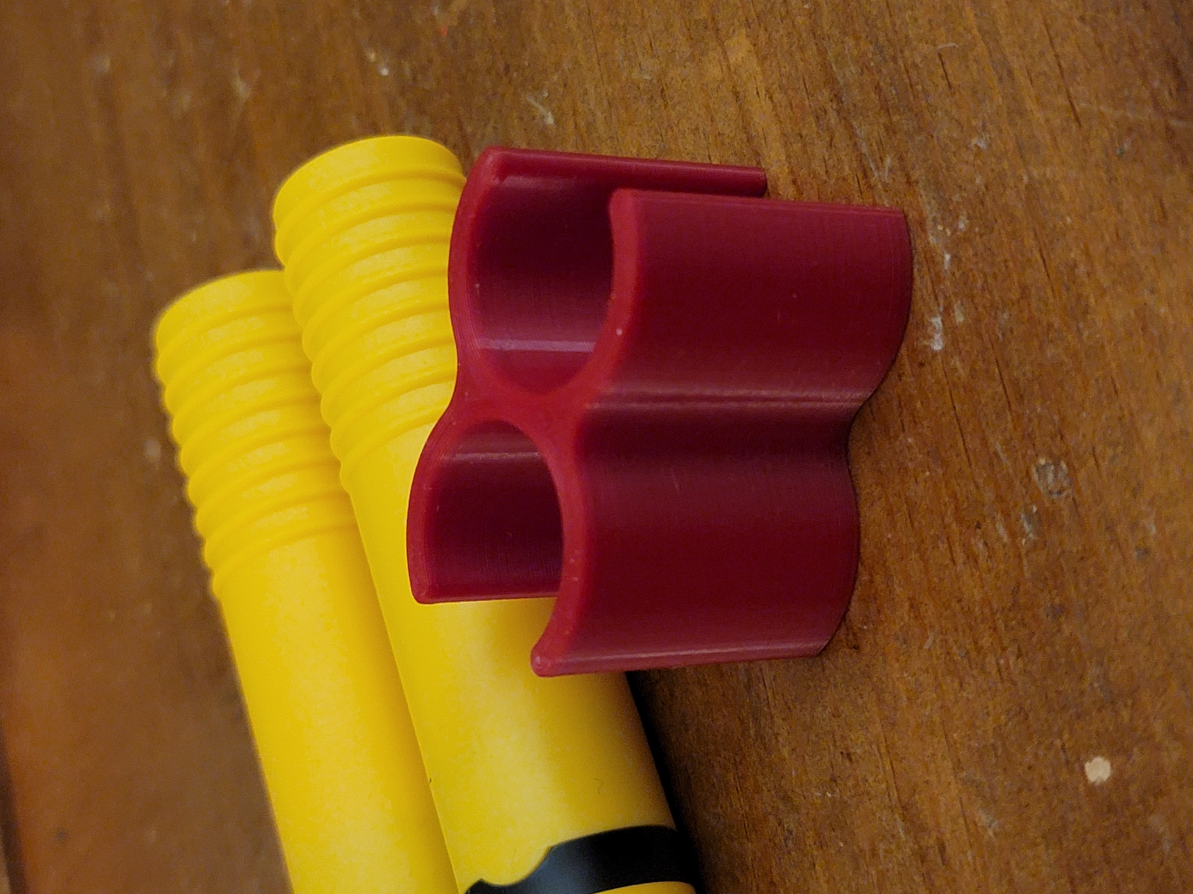Generic Epipen Clip - Holds 2 Injectors by Three_Body_Problem ...