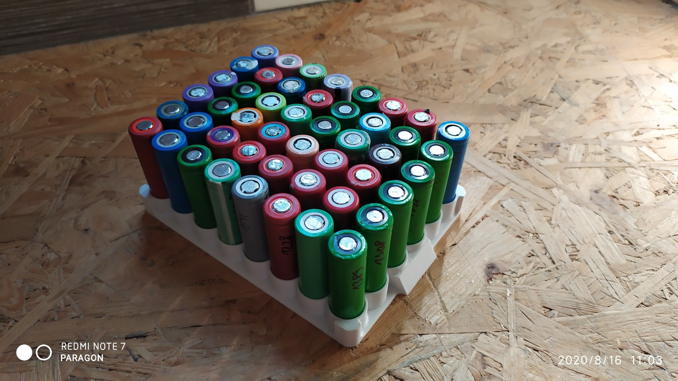 Basket for 18650 Cells by Paragon | Download free STL model ...