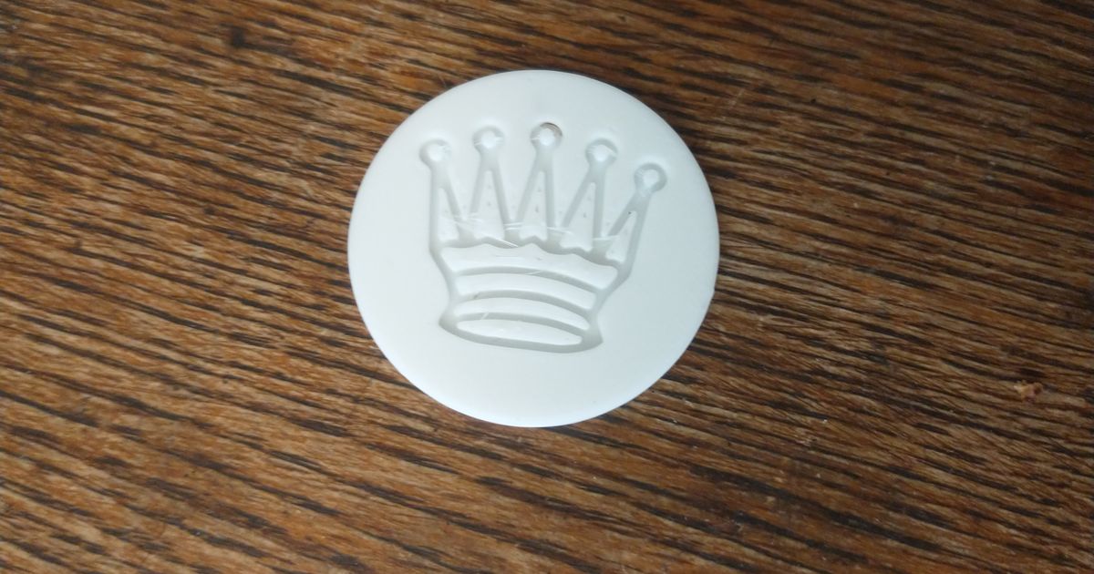 Chess Queen Coin by Books | Download free STL model | Printables.com