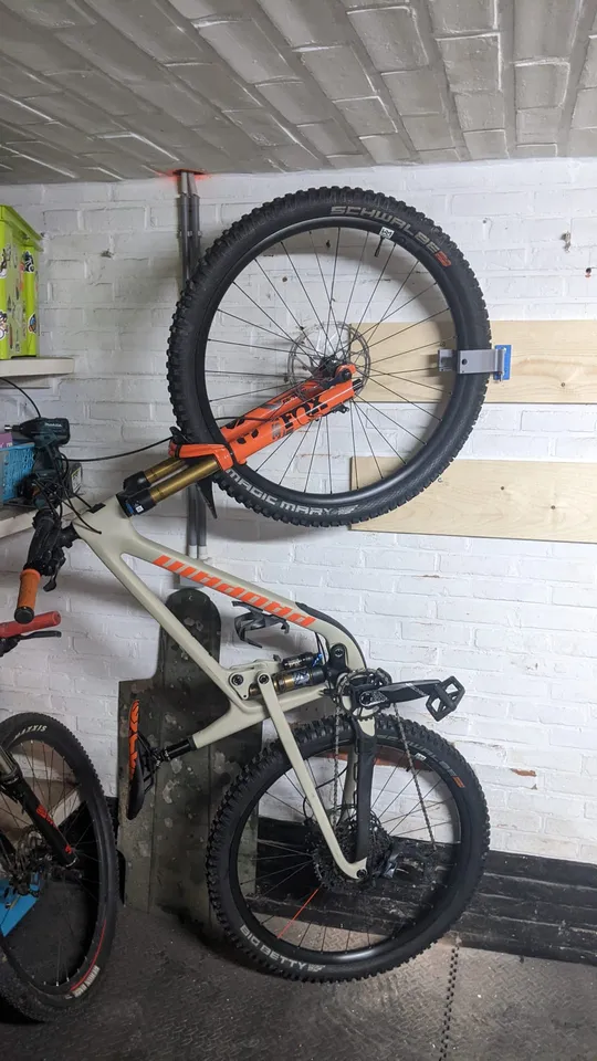 MTB wall mount with pivot by Sus Bronckaers | Download free STL model ...