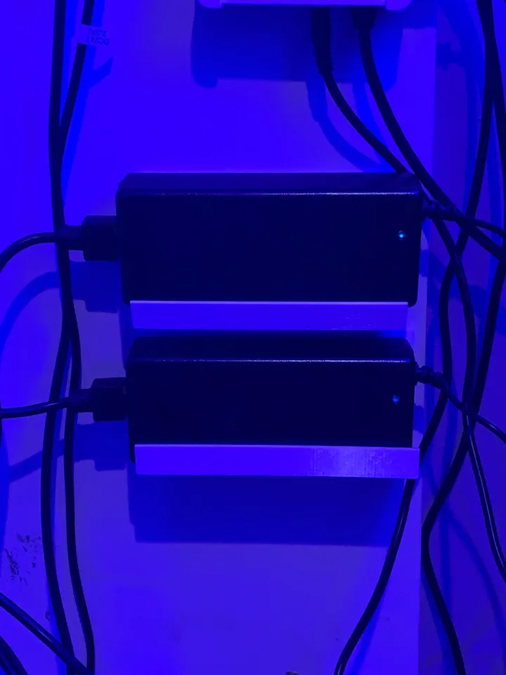 Power Brick (Red Sea 90 light) holder by j2_printer | Download free STL ...