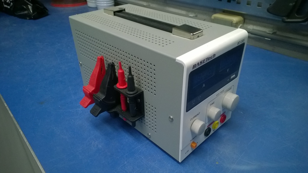 Cable plug holders, Lab power supply by JEpiston | Download free STL ...