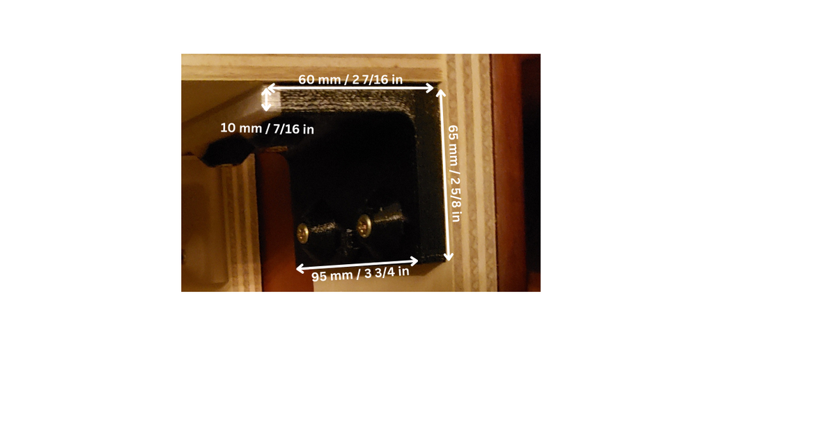 Corner Bracket with screw offset by Clint | Download free STL model ...