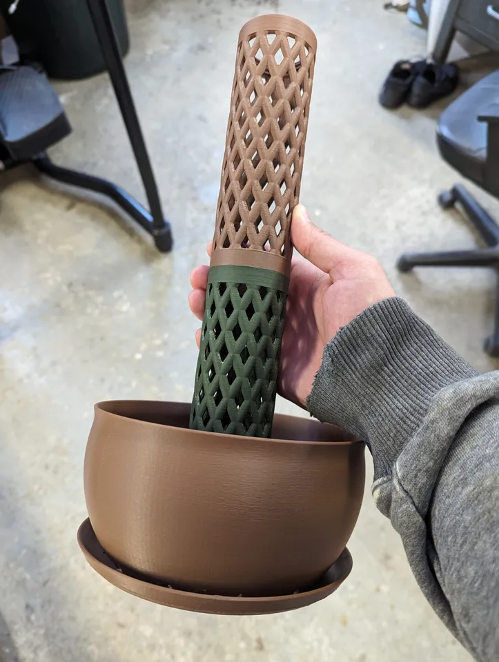 Moss pole pot by John W | Download free STL model | Printables.com