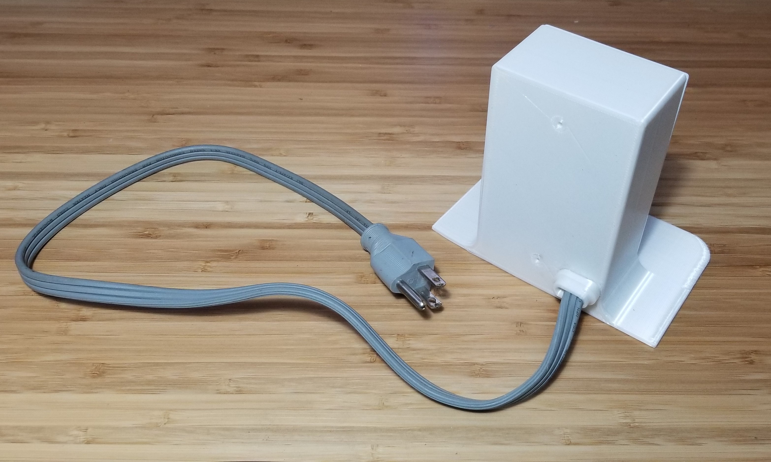 Desktop Outlet box by Gounn | Download free STL model | Printables.com