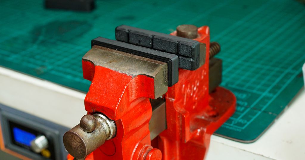 Custom Magnetic Bench Vise Jaw Pad for 2.5-inch Vise by Simply Maker ...