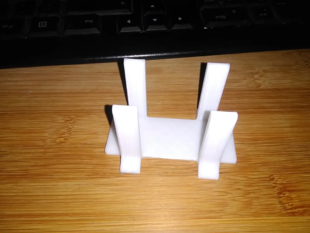 HDD Stand 3.5" by Mika Günther | Download free STL model | Printables.com
