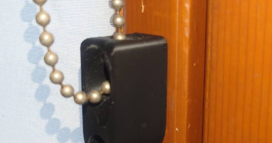 Chain/Cord holder for roller blinds by lual | Download free STL model ...