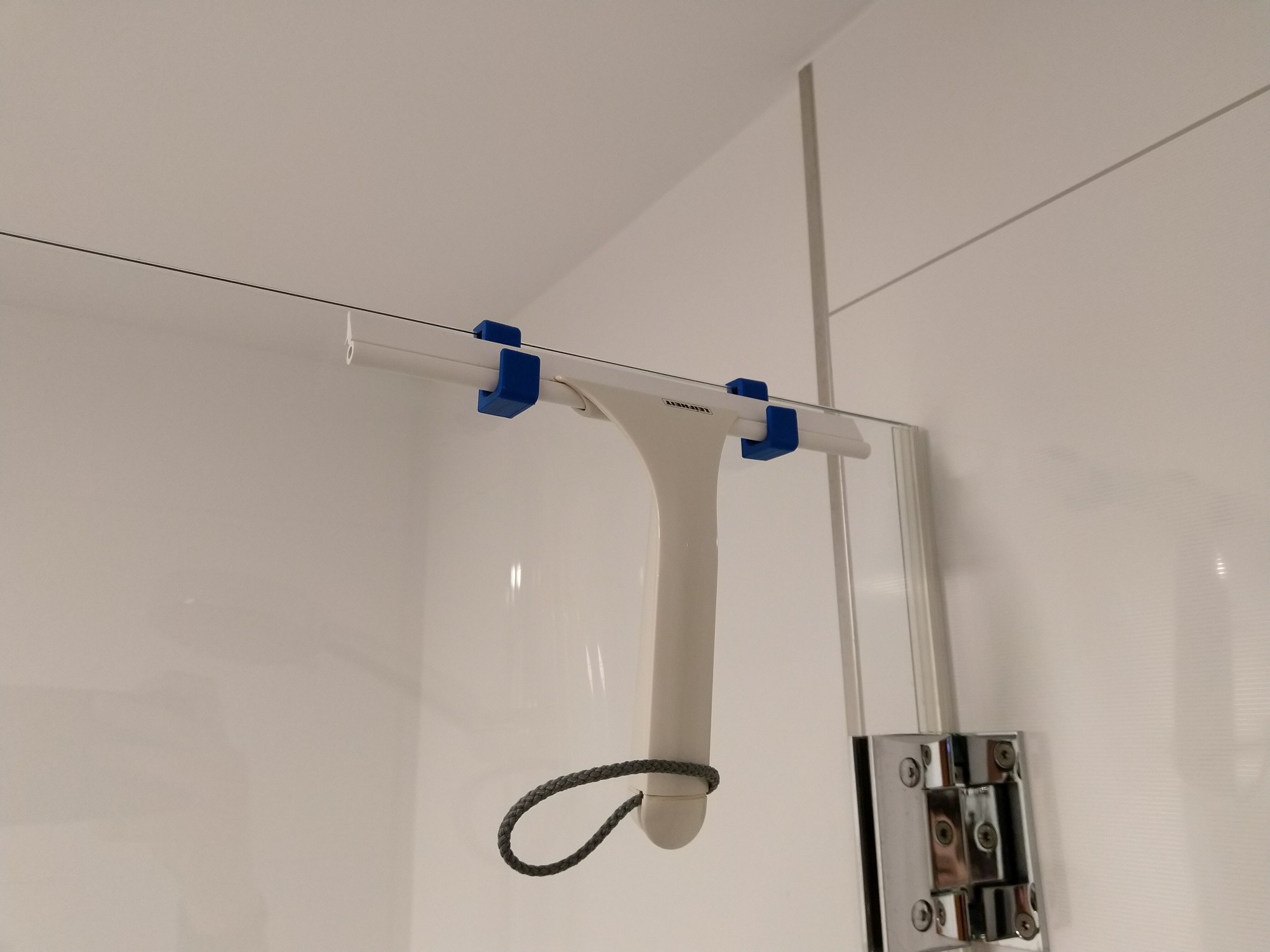 Shower Wiper/Squeegee/Scraper Holder/Hook 8mm by innercube | Download ...
