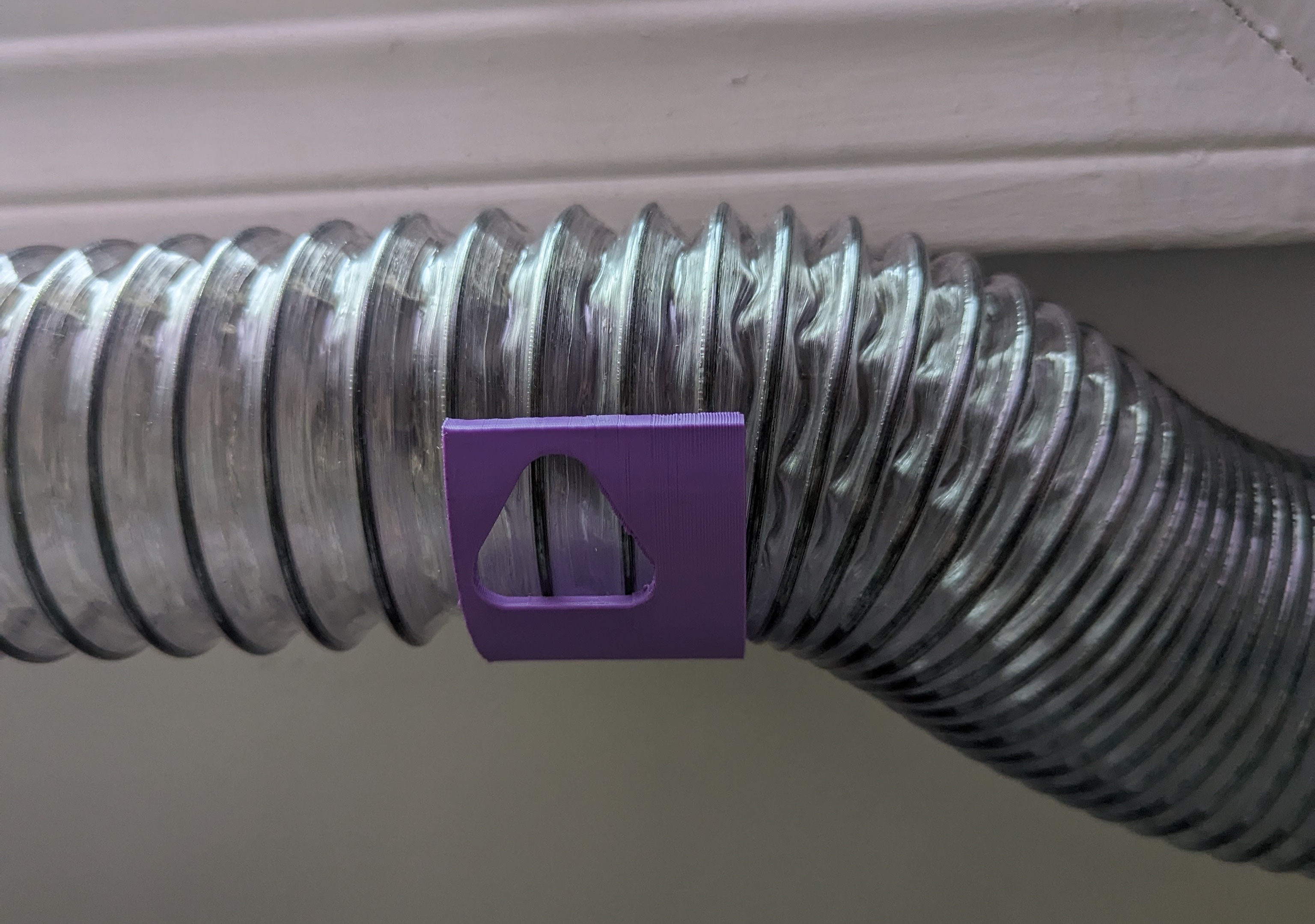 2.5 Inch Hose Wall Mount by BakedBean3D | Download free STL model ...
