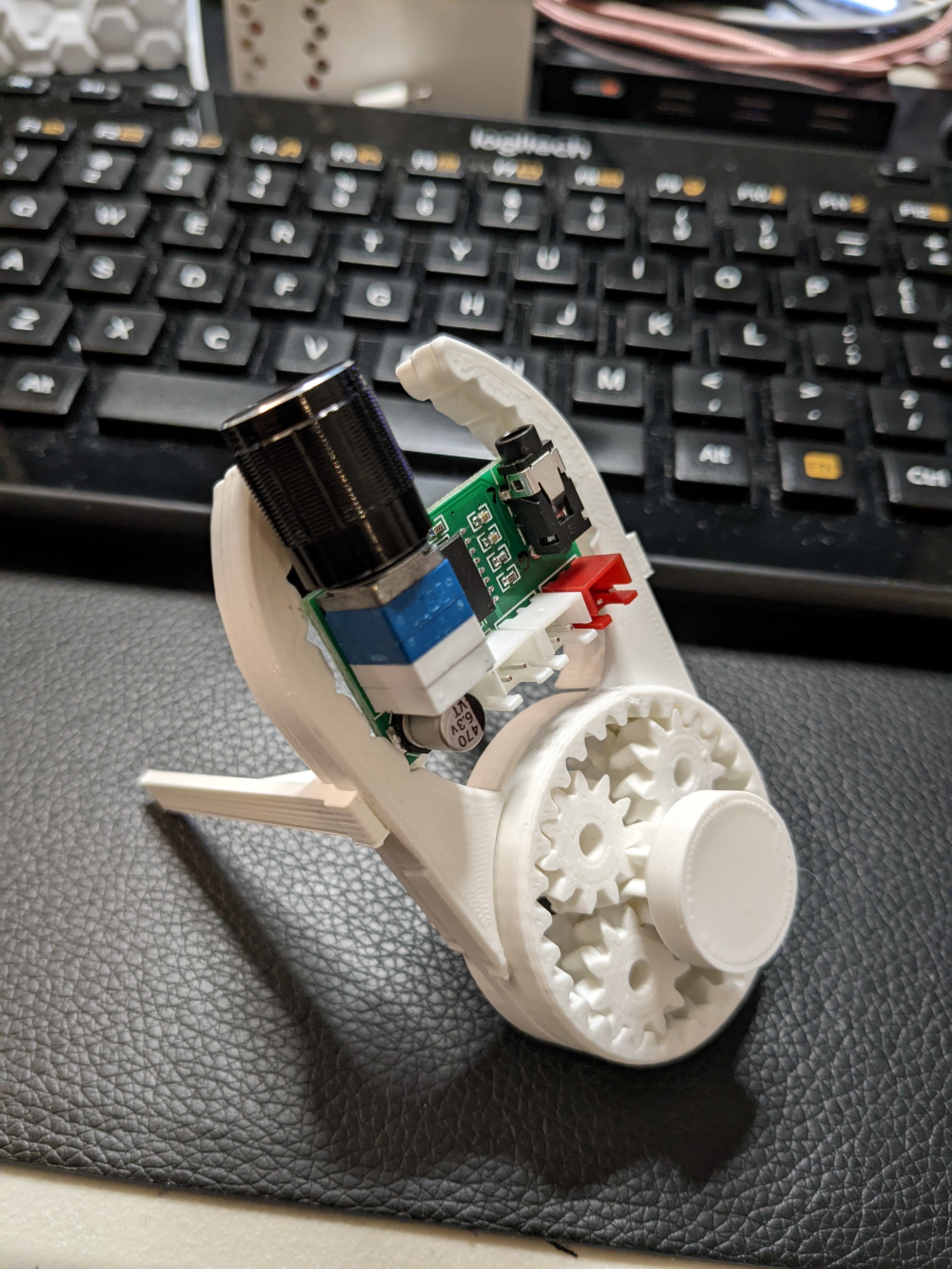 Mantis Clamp por zuberio | Descargar modelo STL gratuito | Printables.com