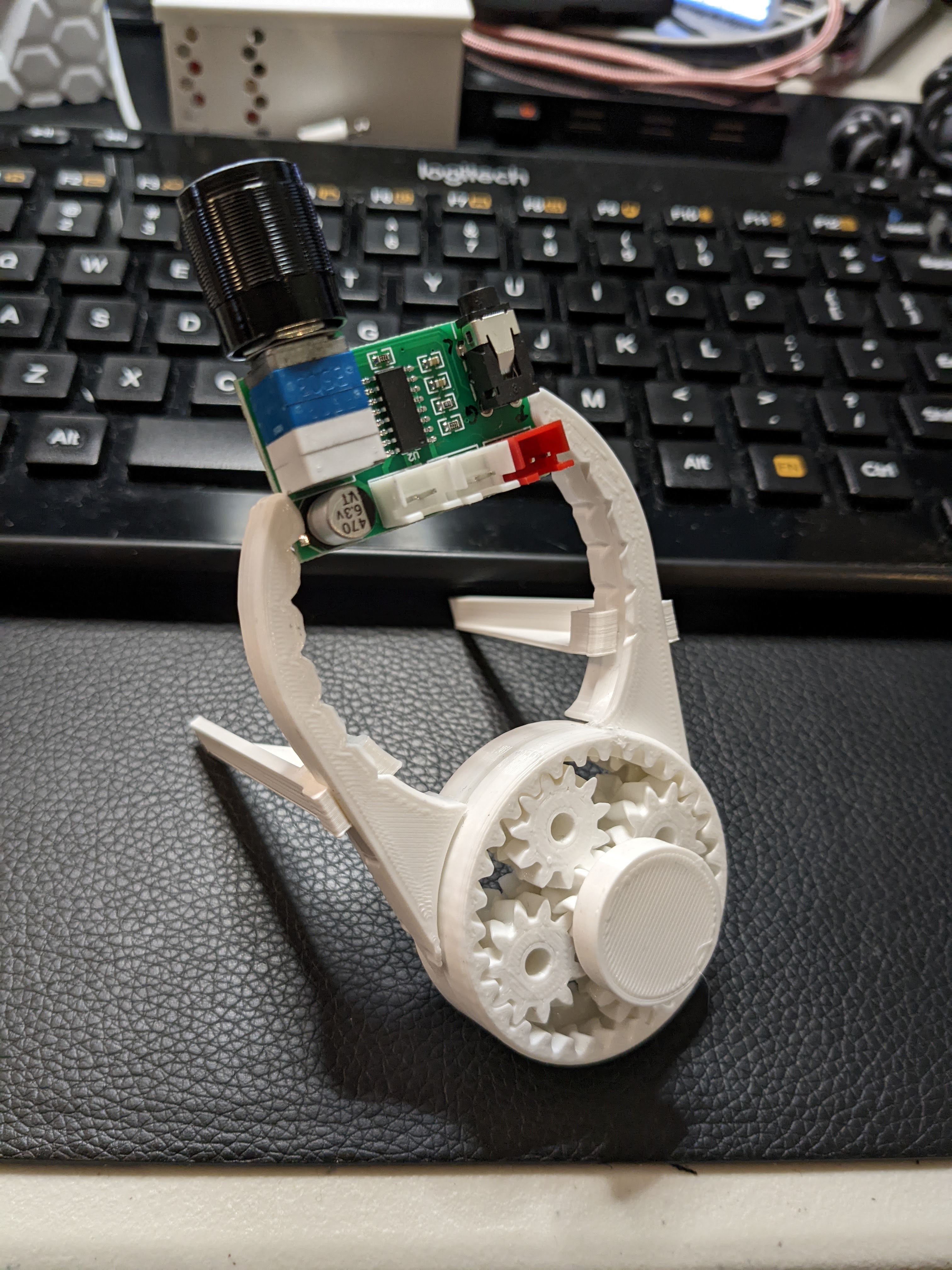 Mantis Clamp por zuberio | Descargar modelo STL gratuito | Printables.com