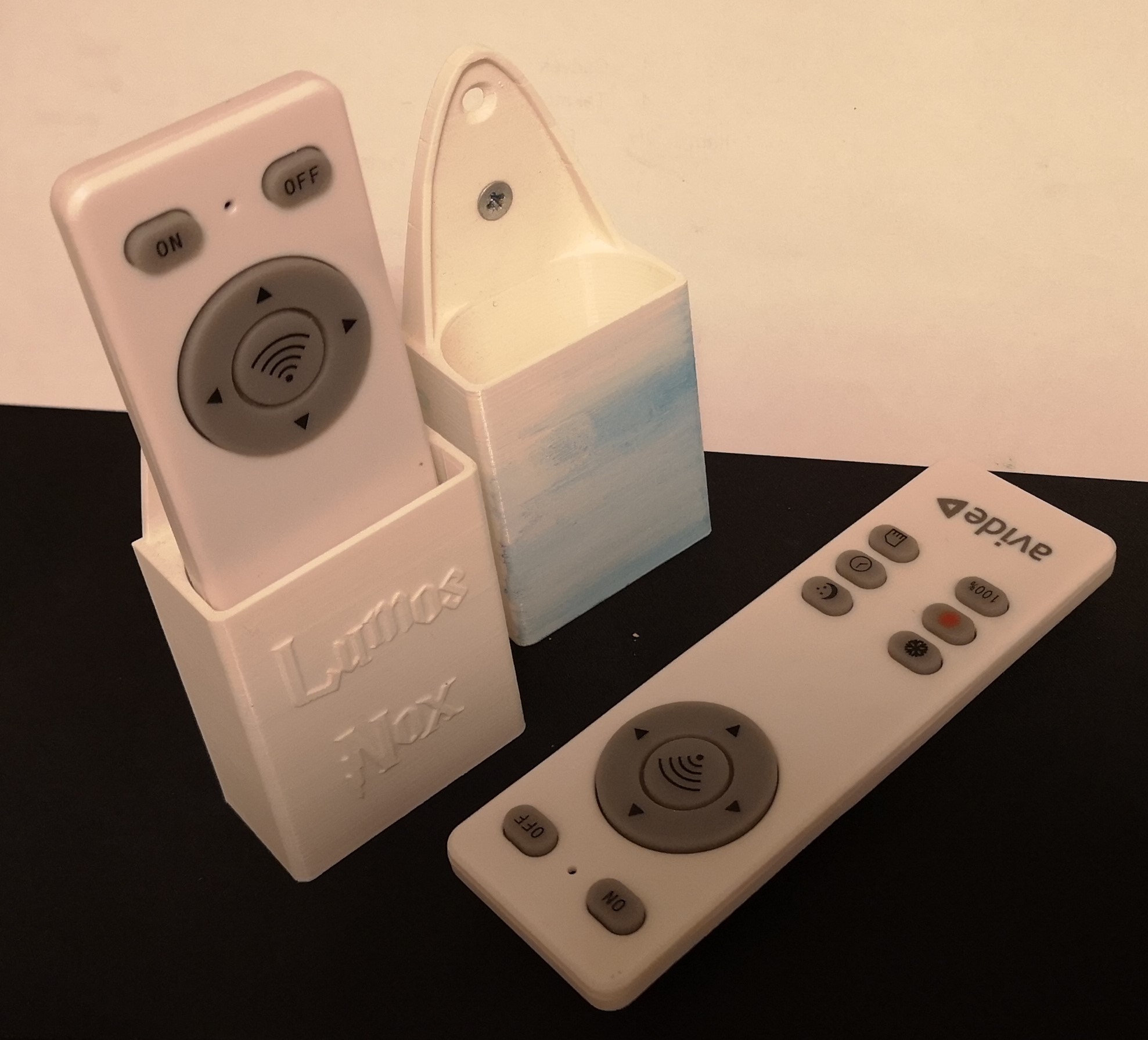 Remote control holder by HankoTom | Download free STL model ...