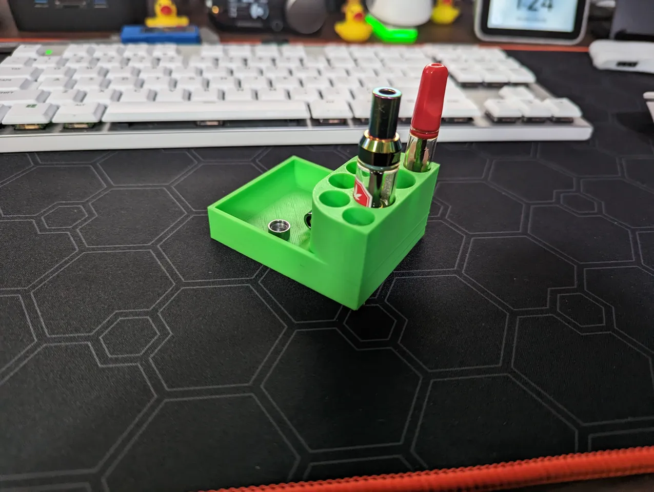 510 Cartridge Holder by Electrokev | Download free STL model ...