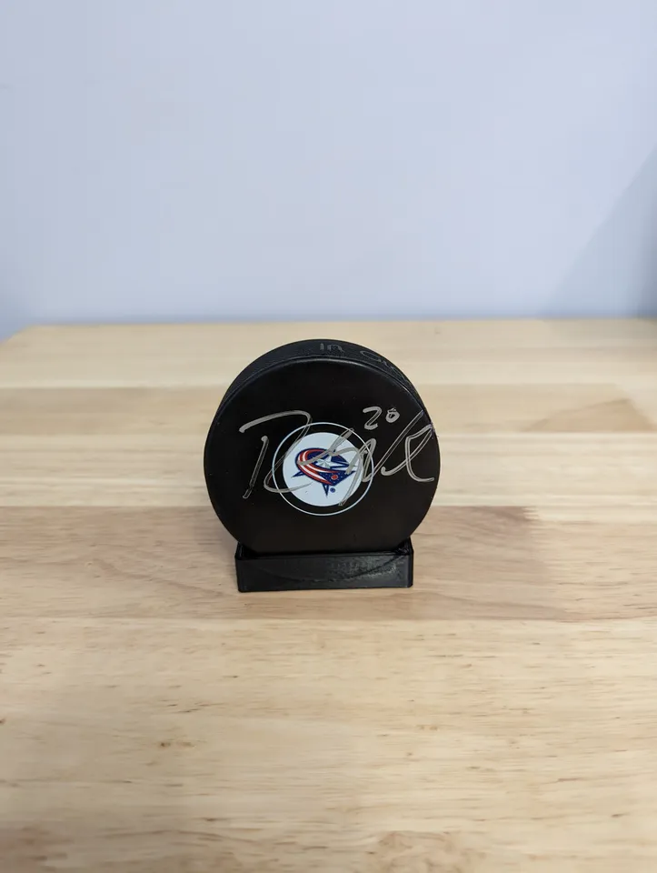 Hockey Puck Display Stand by Justin Cross | Download free STL model ...