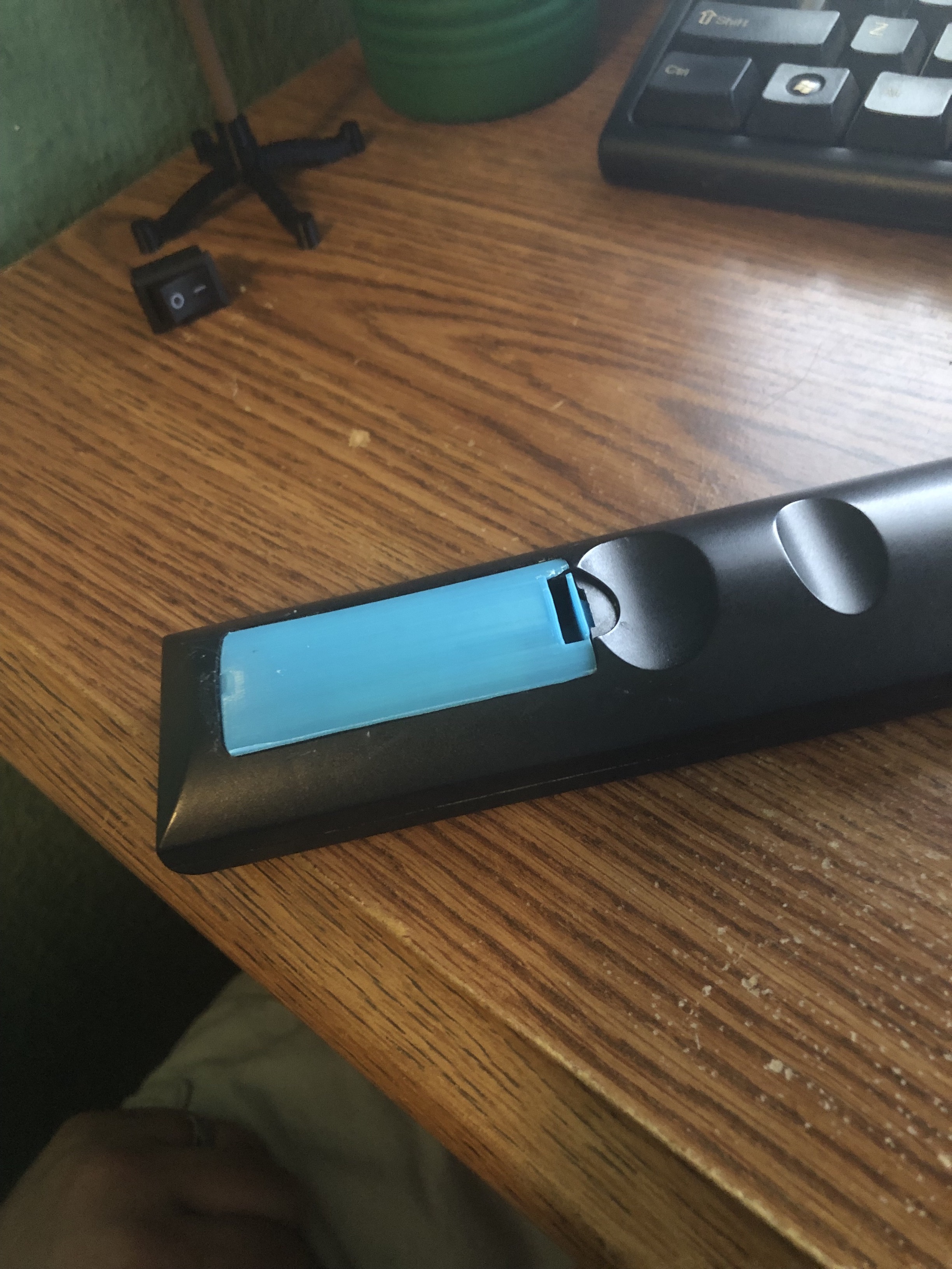 TV remote battery cover by Wesley Carmichael | Download free STL model ...