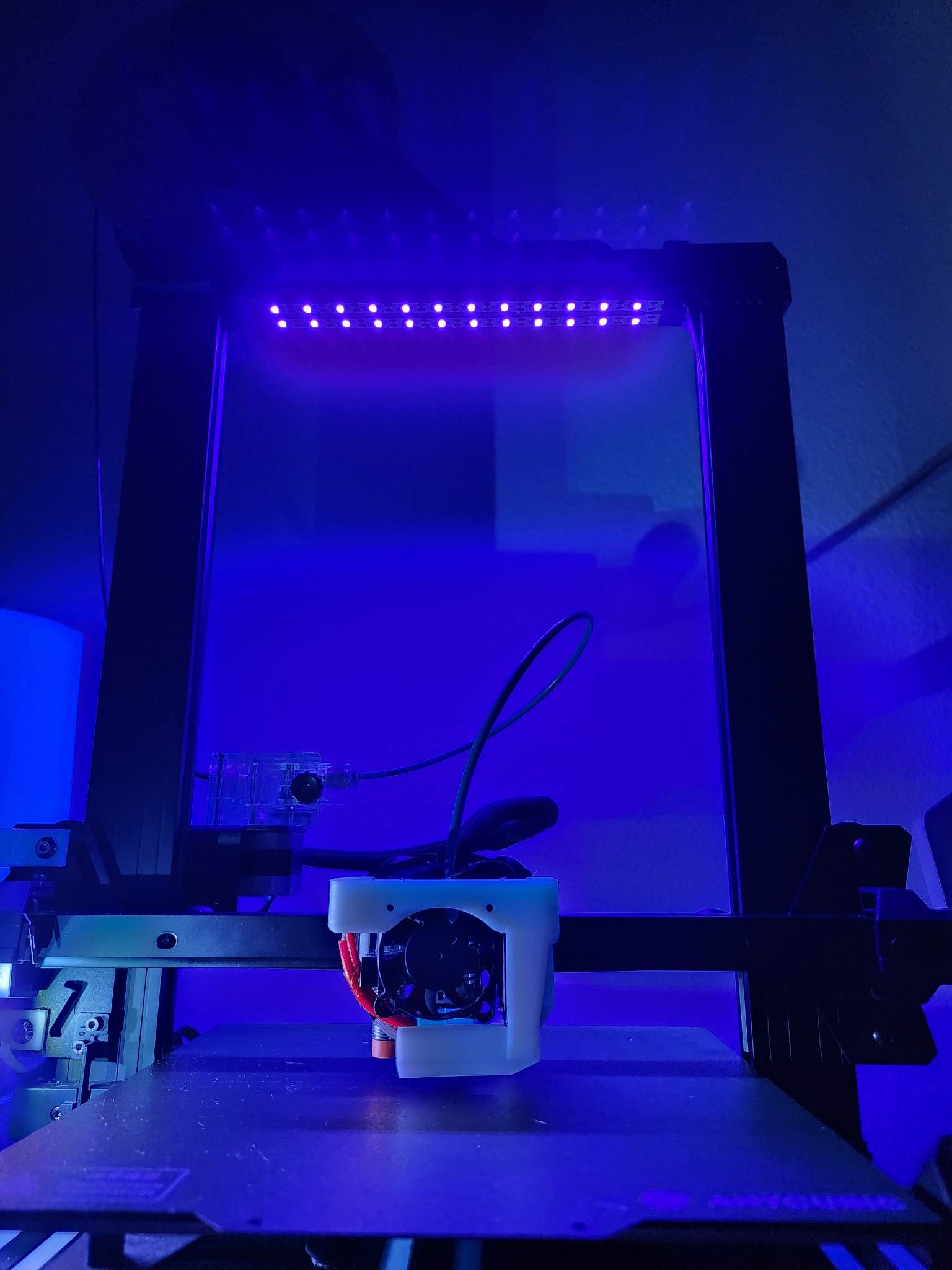 Anycubic Kobra Low Profile 2x LED Strip mount by Tyrannosorceror ...