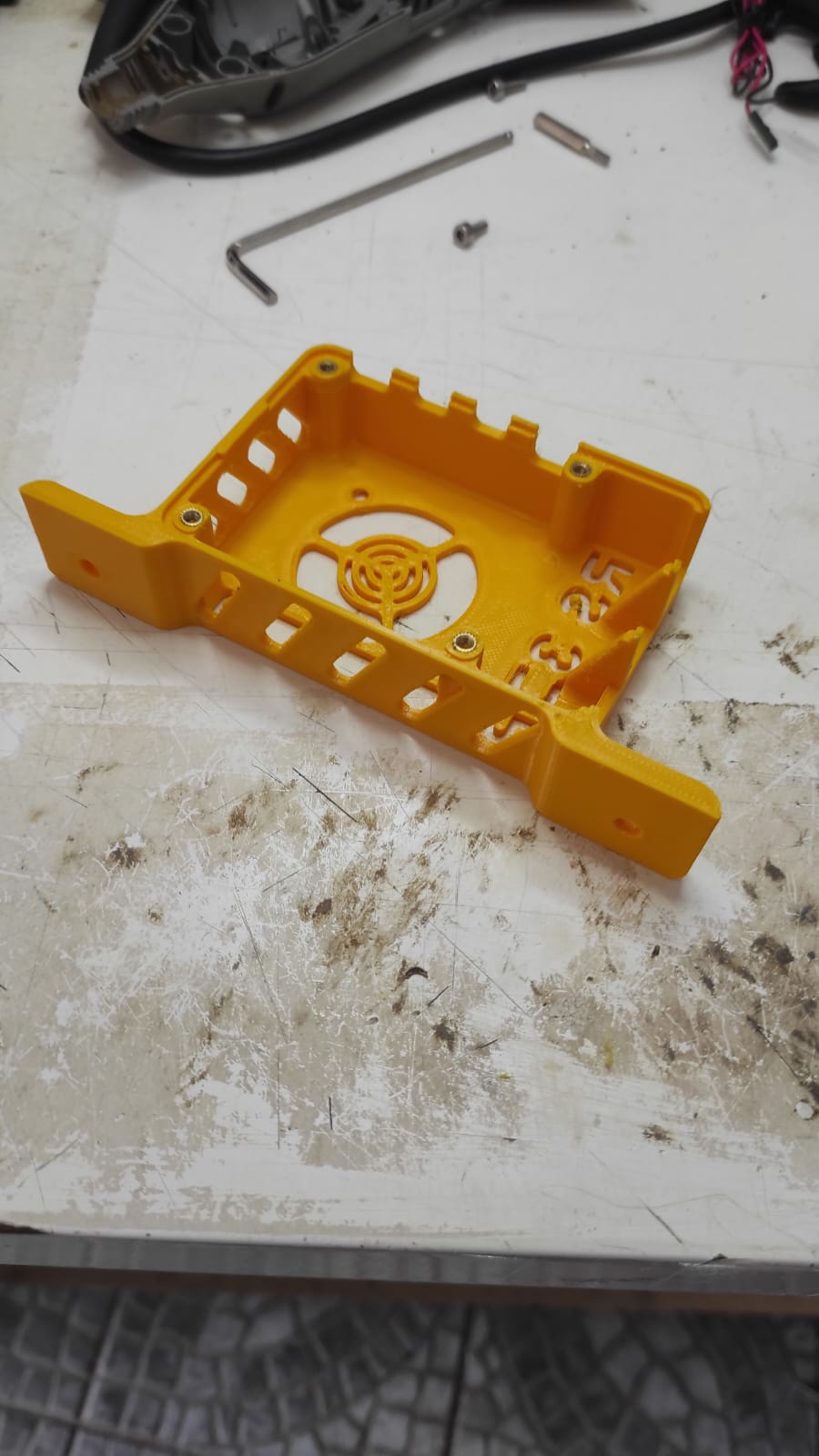 Ender 5 Raspberry Pi 4b case with 2040 extrusion mount (OctoPi)and 4040 ...