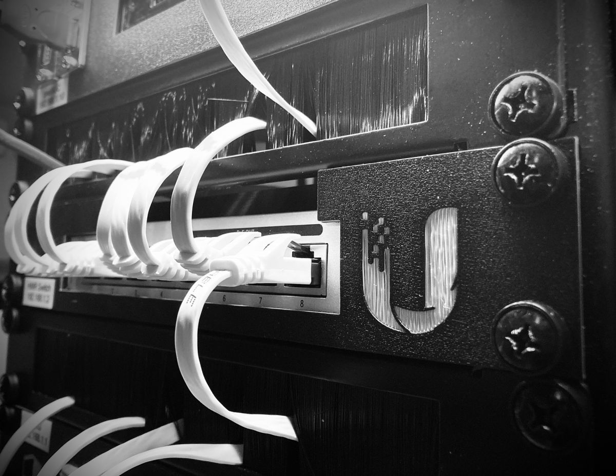 10" Unifi + Fritzbox 7490 + Intel NUC - Network Rack Project by ...