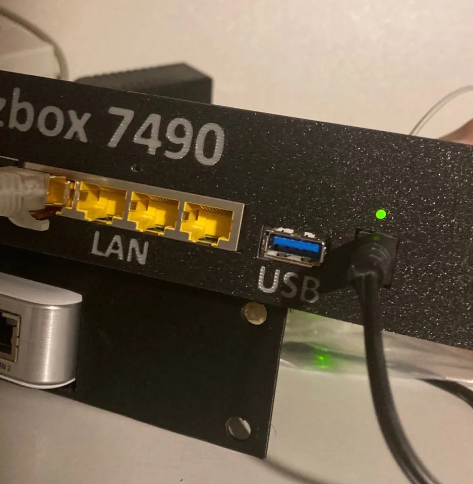 10" Unifi + Fritzbox 7490 + Intel NUC - Network Rack Project by ...