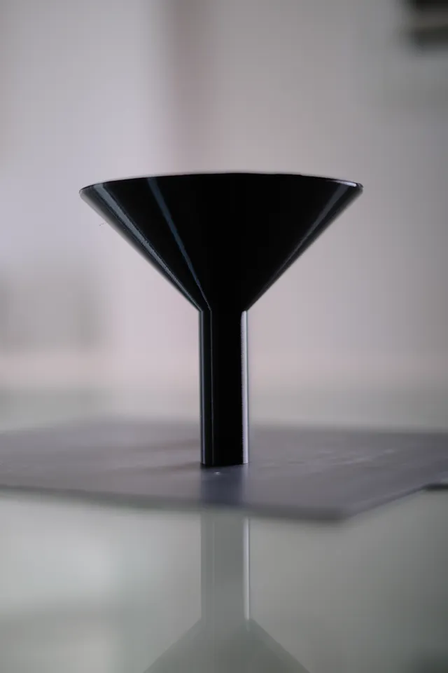 Funnel With Grip by cro | Download free STL model | Printables.com