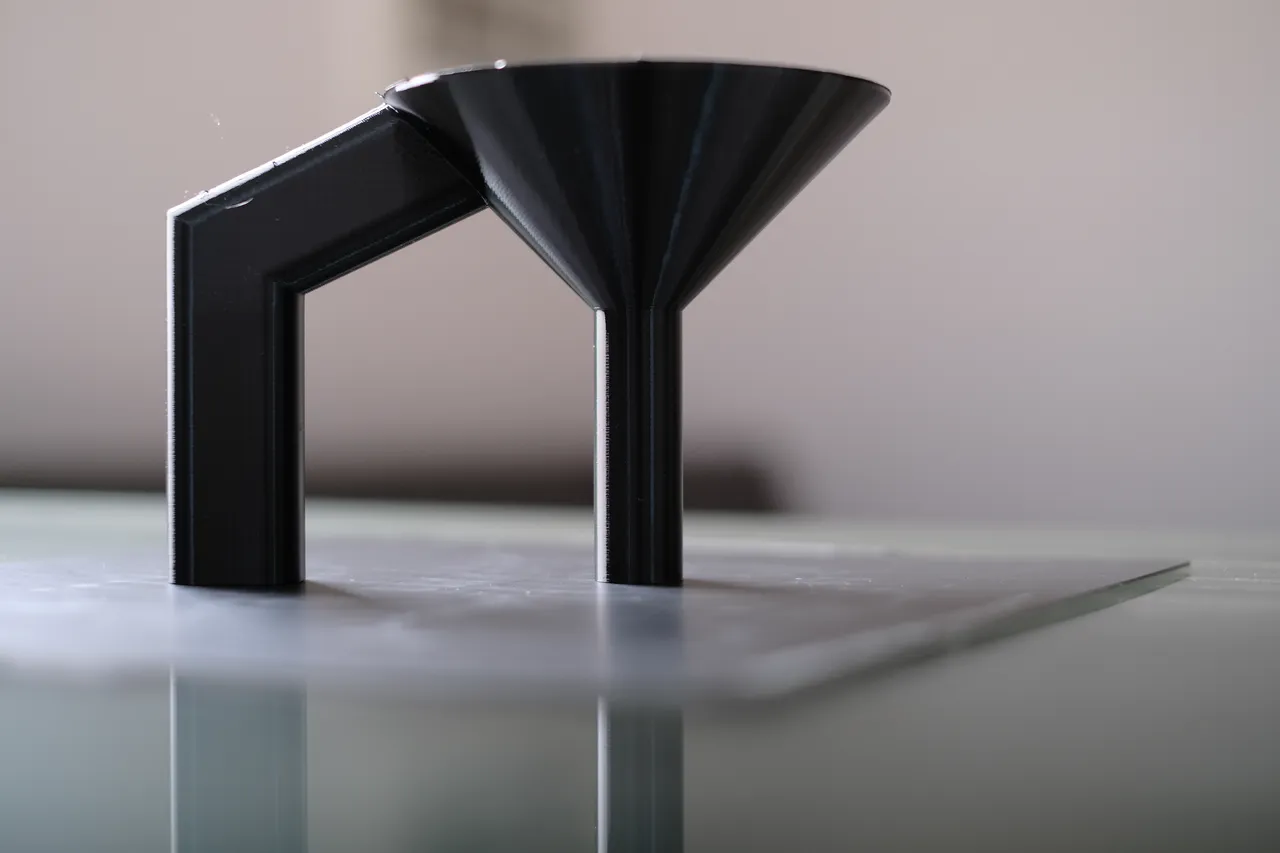 Funnel With Grip by cro | Download free STL model | Printables.com