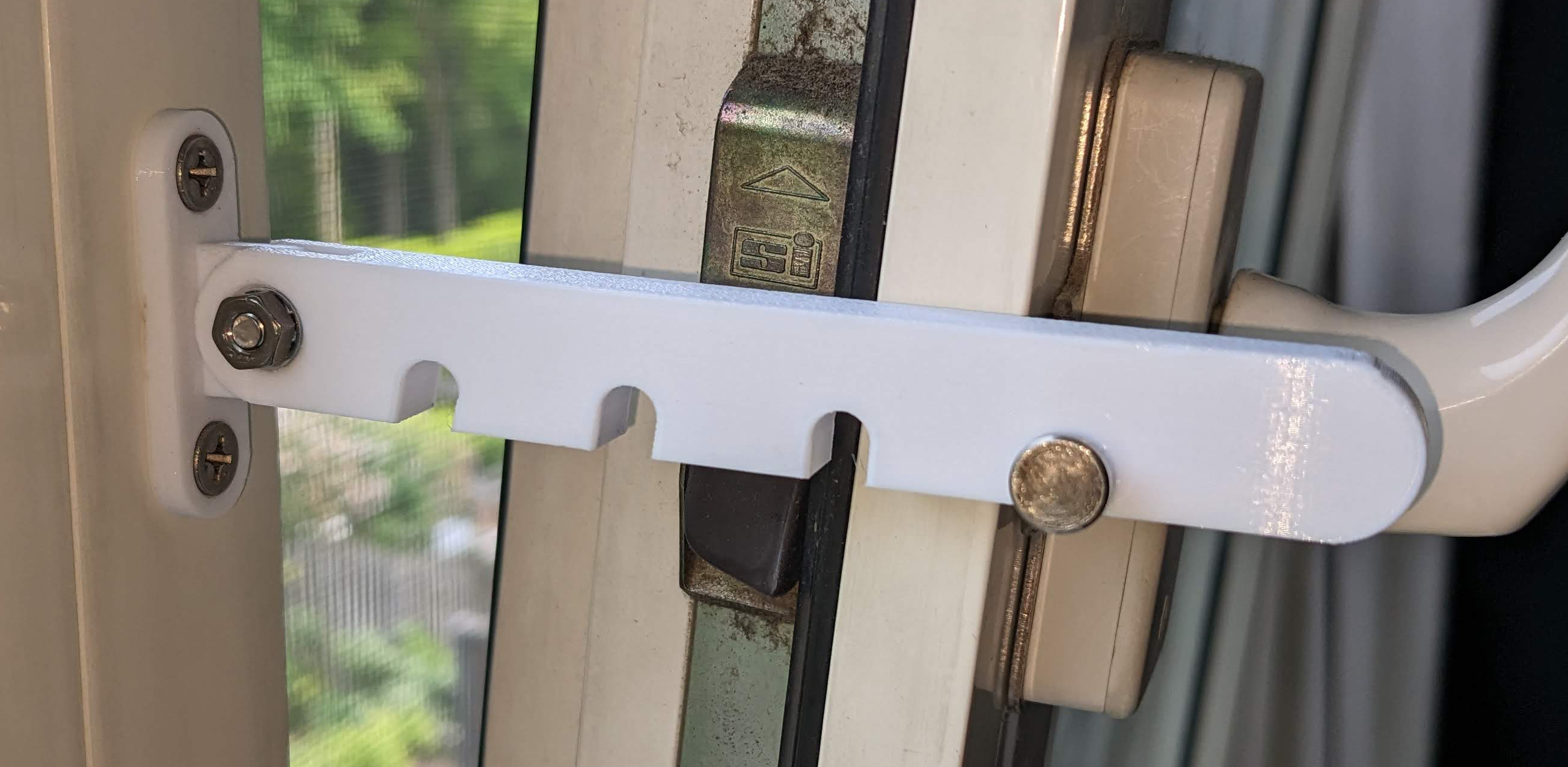 Tilt turn window restrictor arm / Drehkippbegrenzer by MartinOs ...