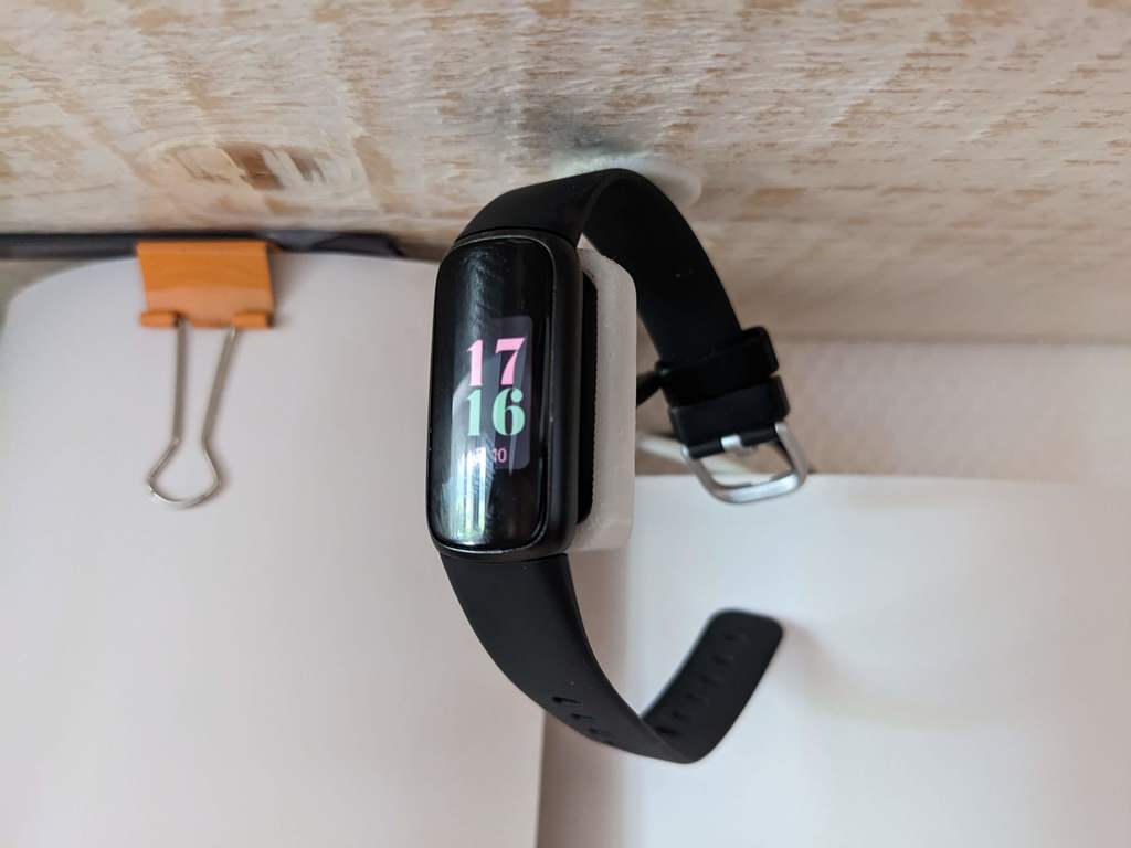 fitbit luxe mount (undermount) by john doe | Download free STL model ...
