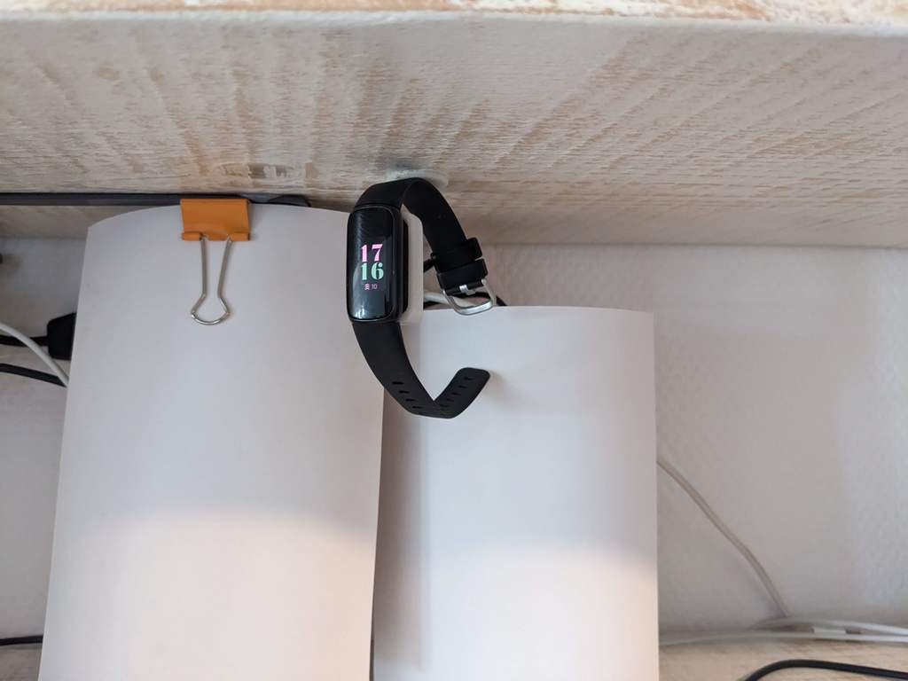 fitbit luxe mount (undermount) by john doe | Download free STL model ...