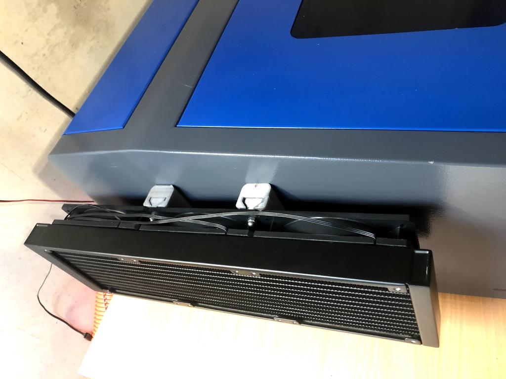 Minimalistic Radiator/Fan-mount (120mm) by froetz | Download free STL ...