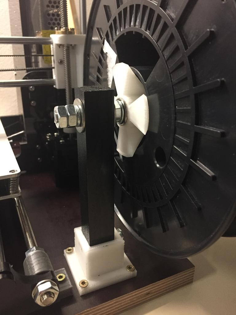 Another universal Spool-Holder for basemount by froetz | Download free ...